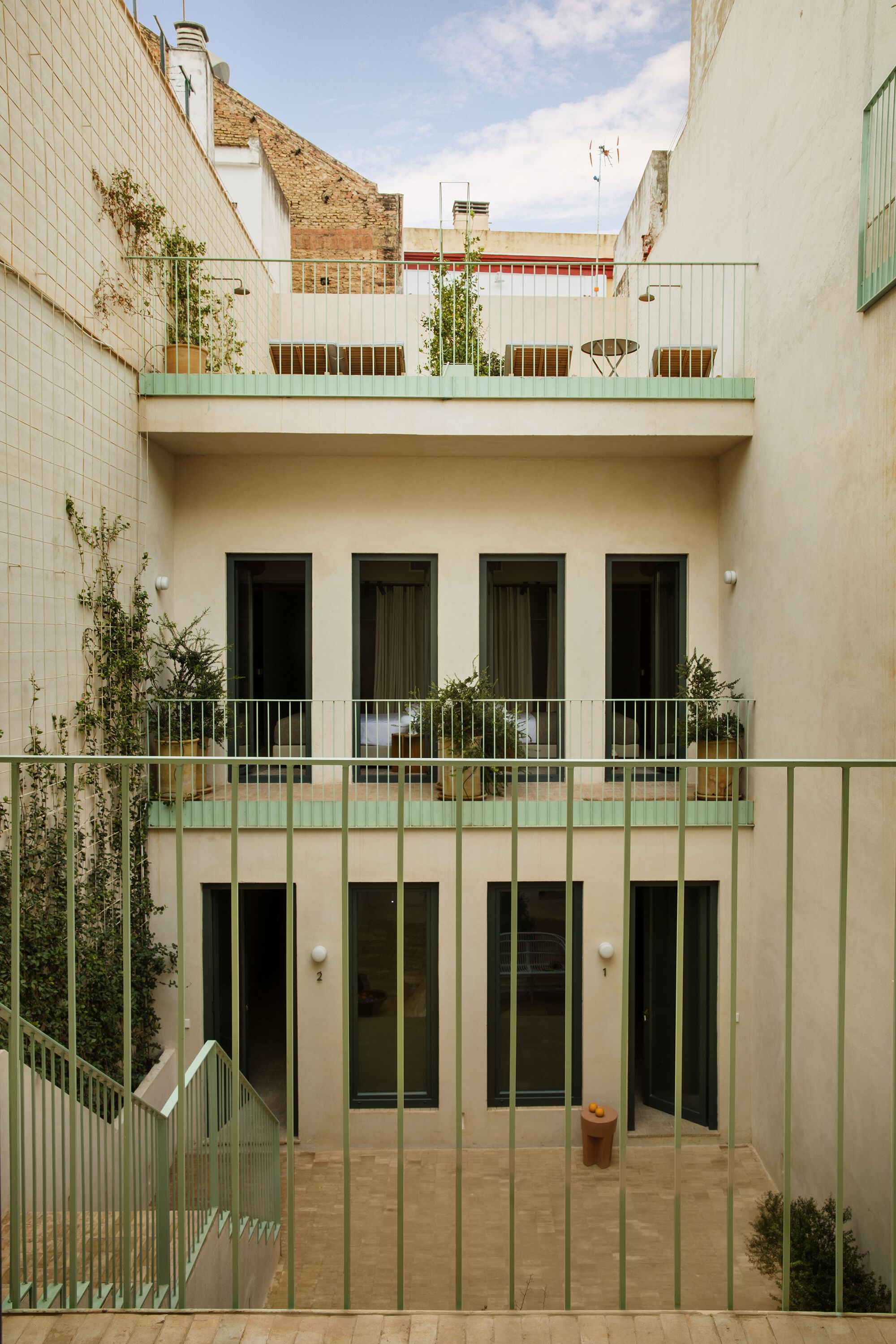 Galería de Apartamentos BOS-COS Sevilla / Febrero Studio - 2