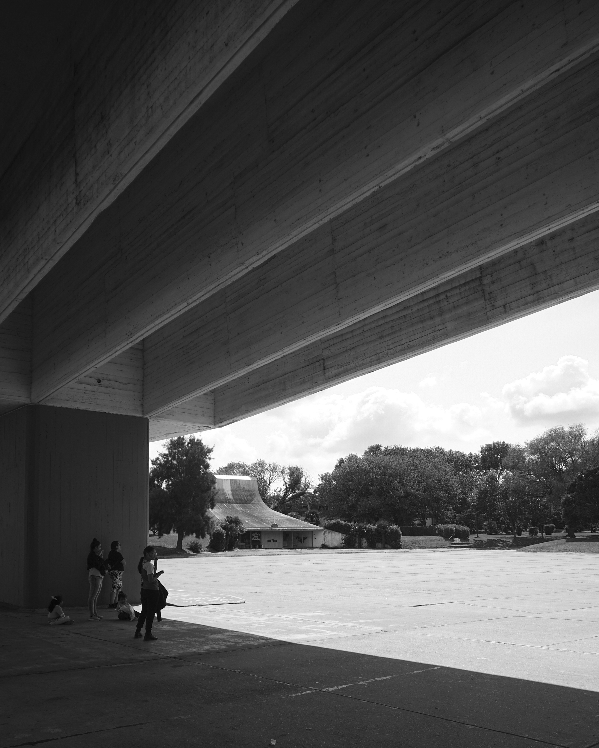 Gallery of Architectural Classics: Cementerio Parque in Mar del Plata ...