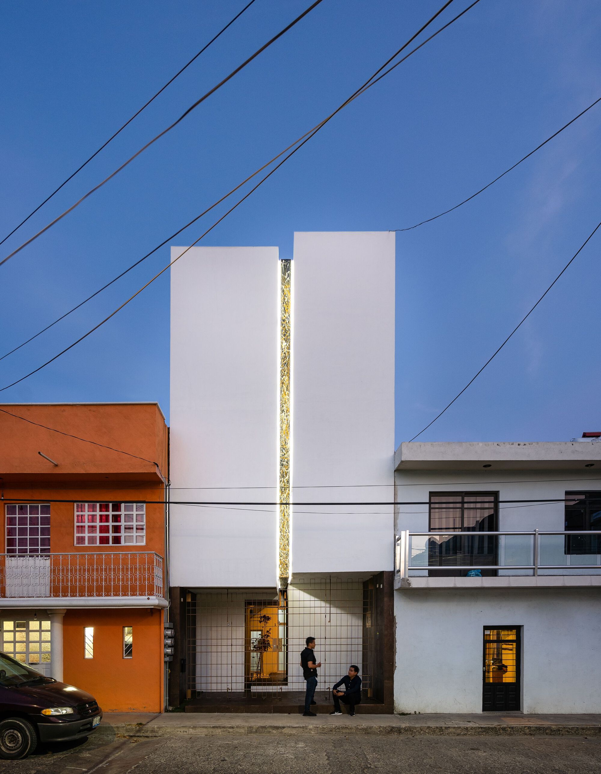 Galería de Edificio Estudia Vertical / METAMORFO Arquitectos - 6