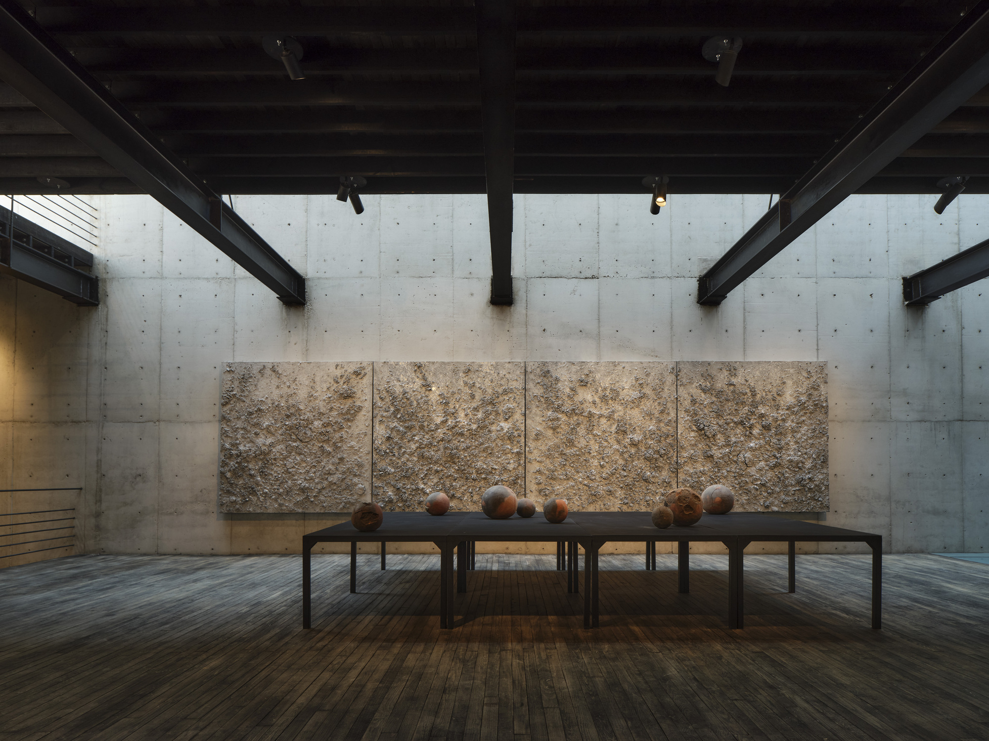 Galería de Studio Bosco Sodi y Fundación Casa Wabi presentan en Ciudad de México su nueva sede ...