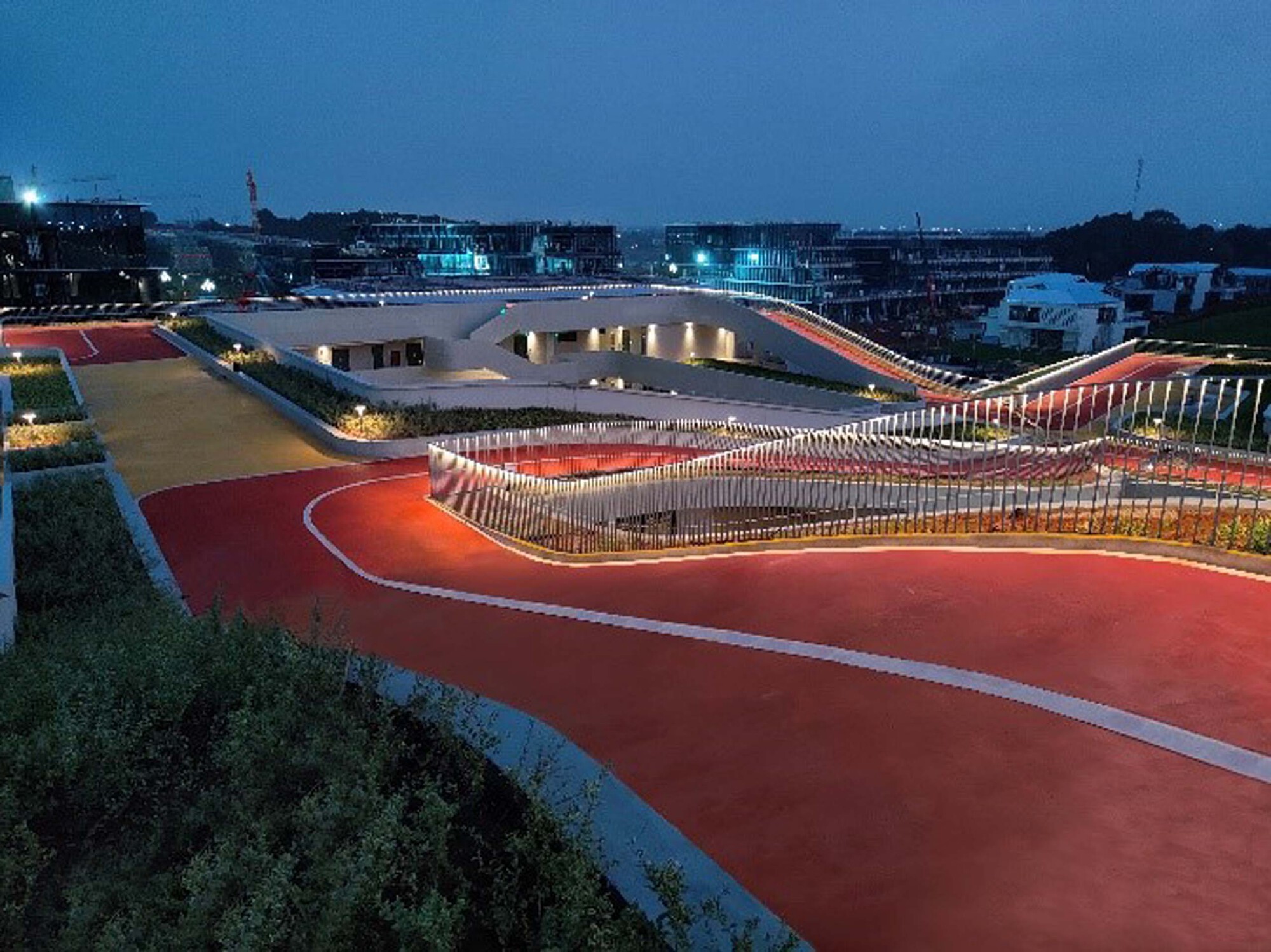Gallery of Student Community Center at Yangtze Delta Region Institute ...