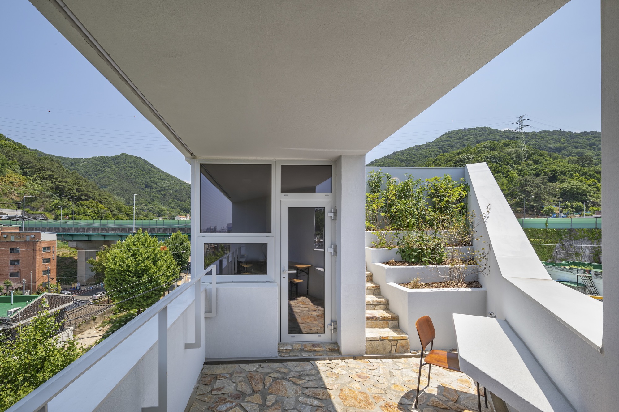 Gallery of Jisan Stone House / PLAN Architects office - 5