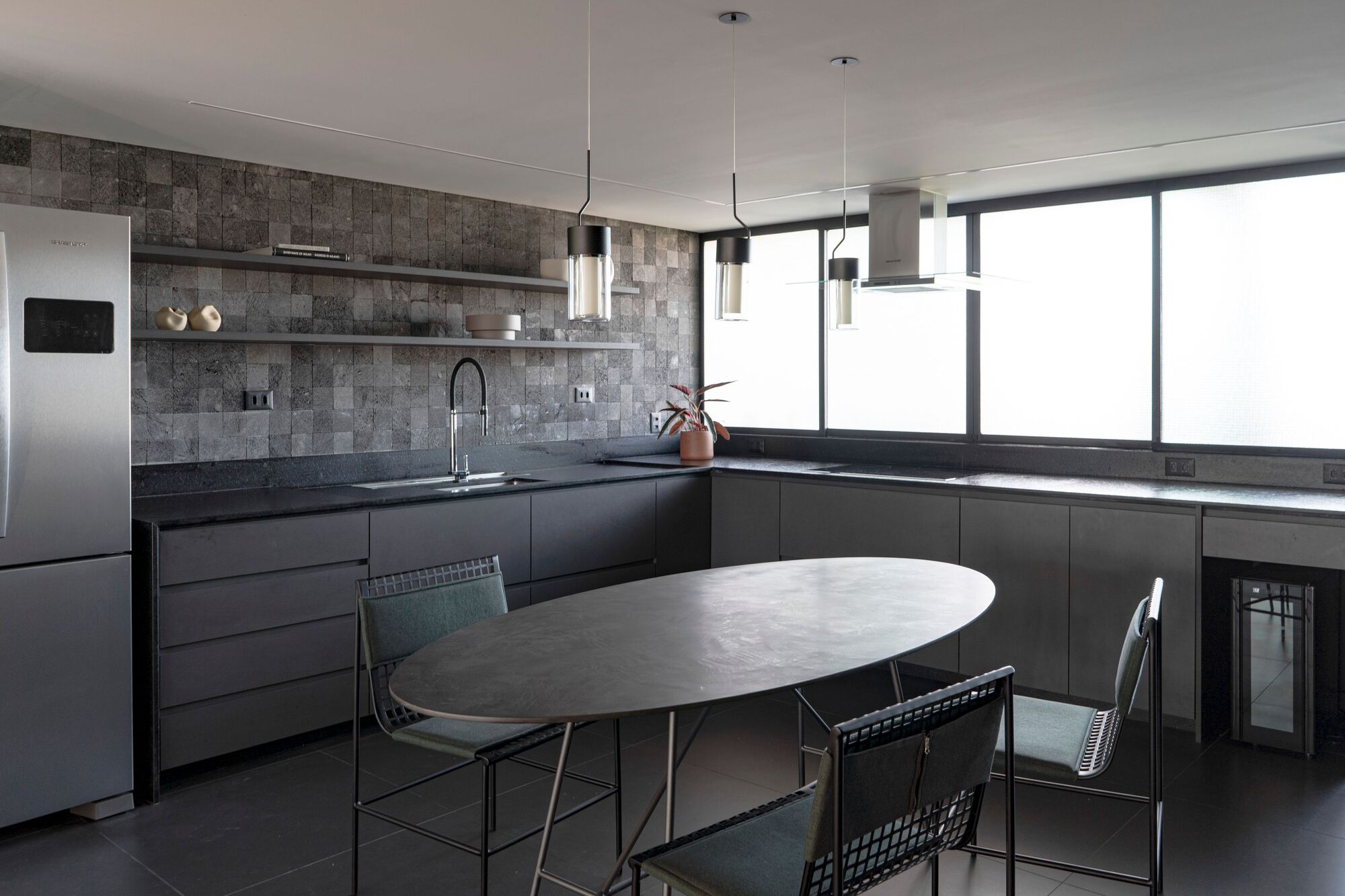 Gallery of Carbon Apartment / CoDA Arquitetura - 8