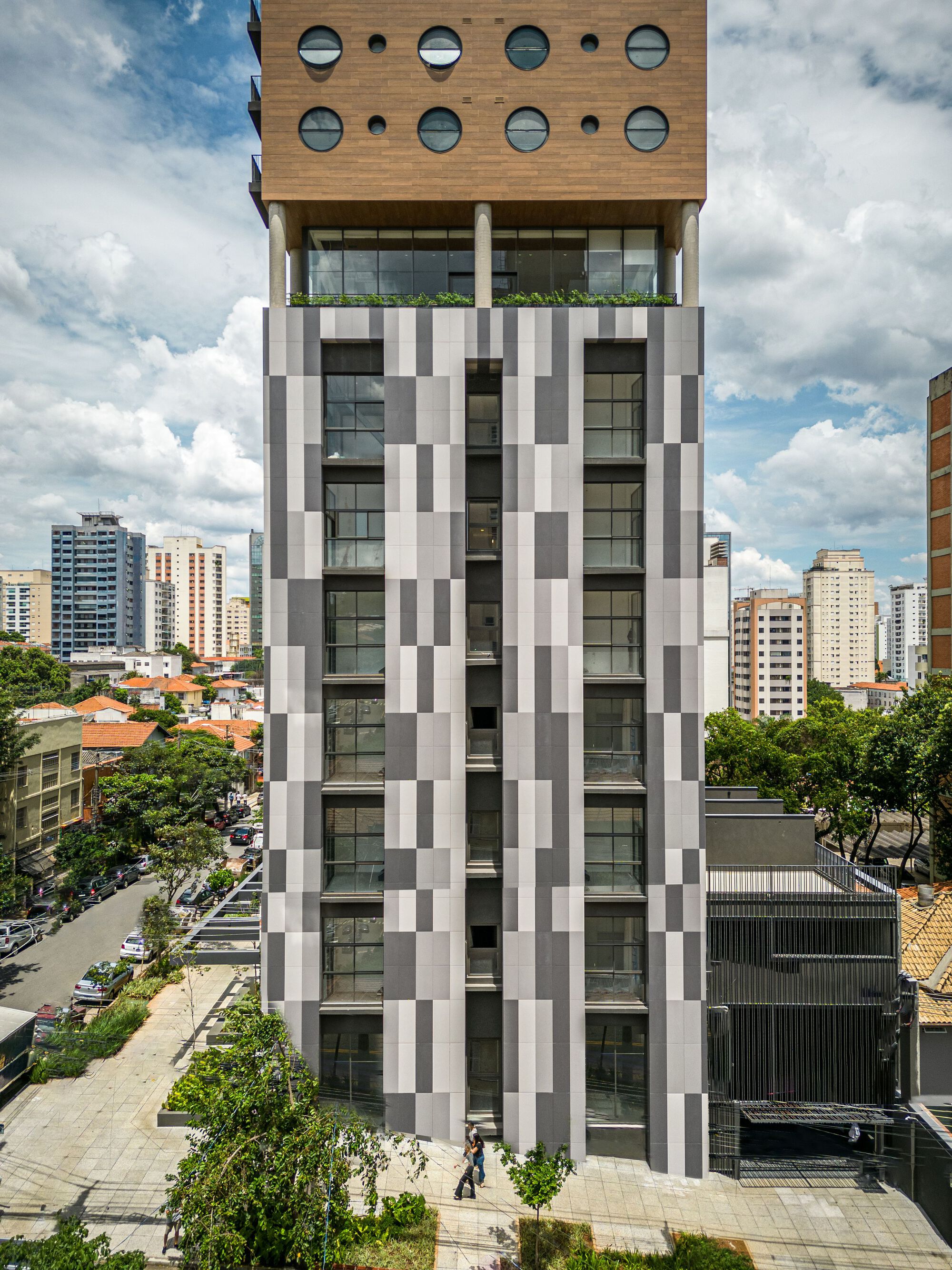 Gallery of Oscar by You Residential Building / Perkins&Will - 22