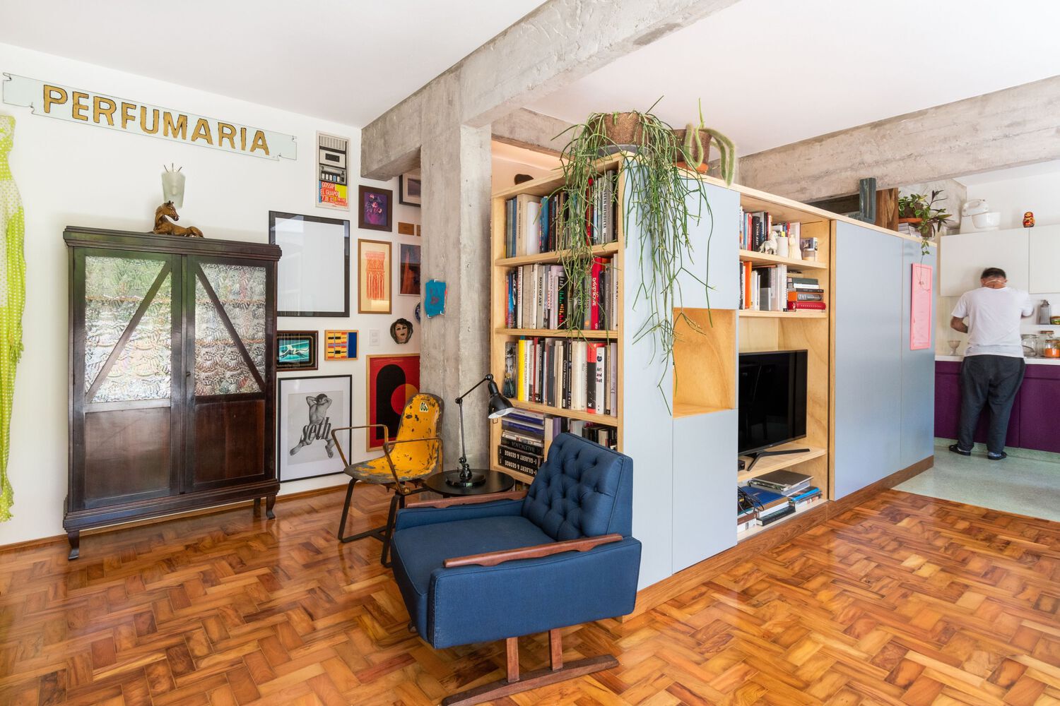 Gallery of Interstitial Spaces: Getting to Know the Work of Vão - 17