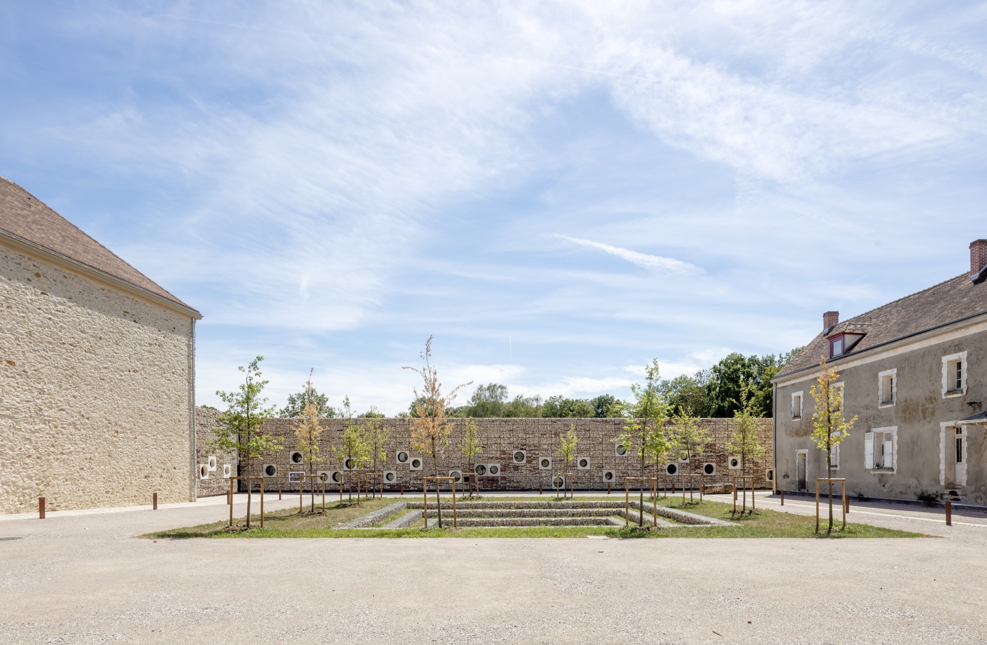 Gallery of Chessy Cultural Center / Opus 5 architectes - 27