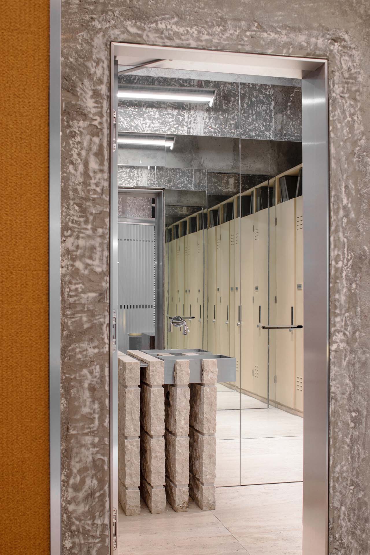 Gallery of MASONPRINCE Store / TOMO DESIGN - 27