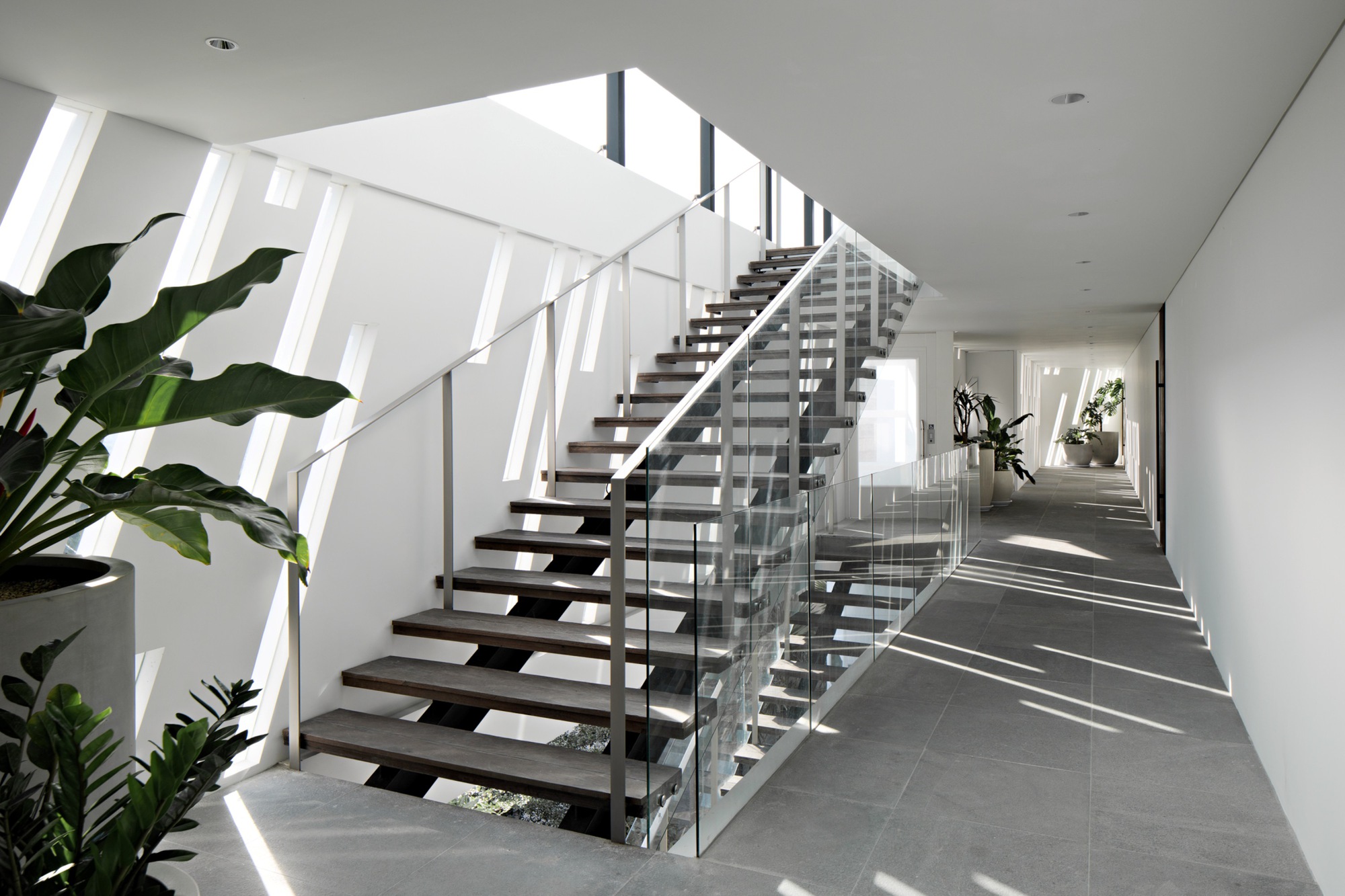 Gallery of Luke House / Budi Pradono Architects - 4