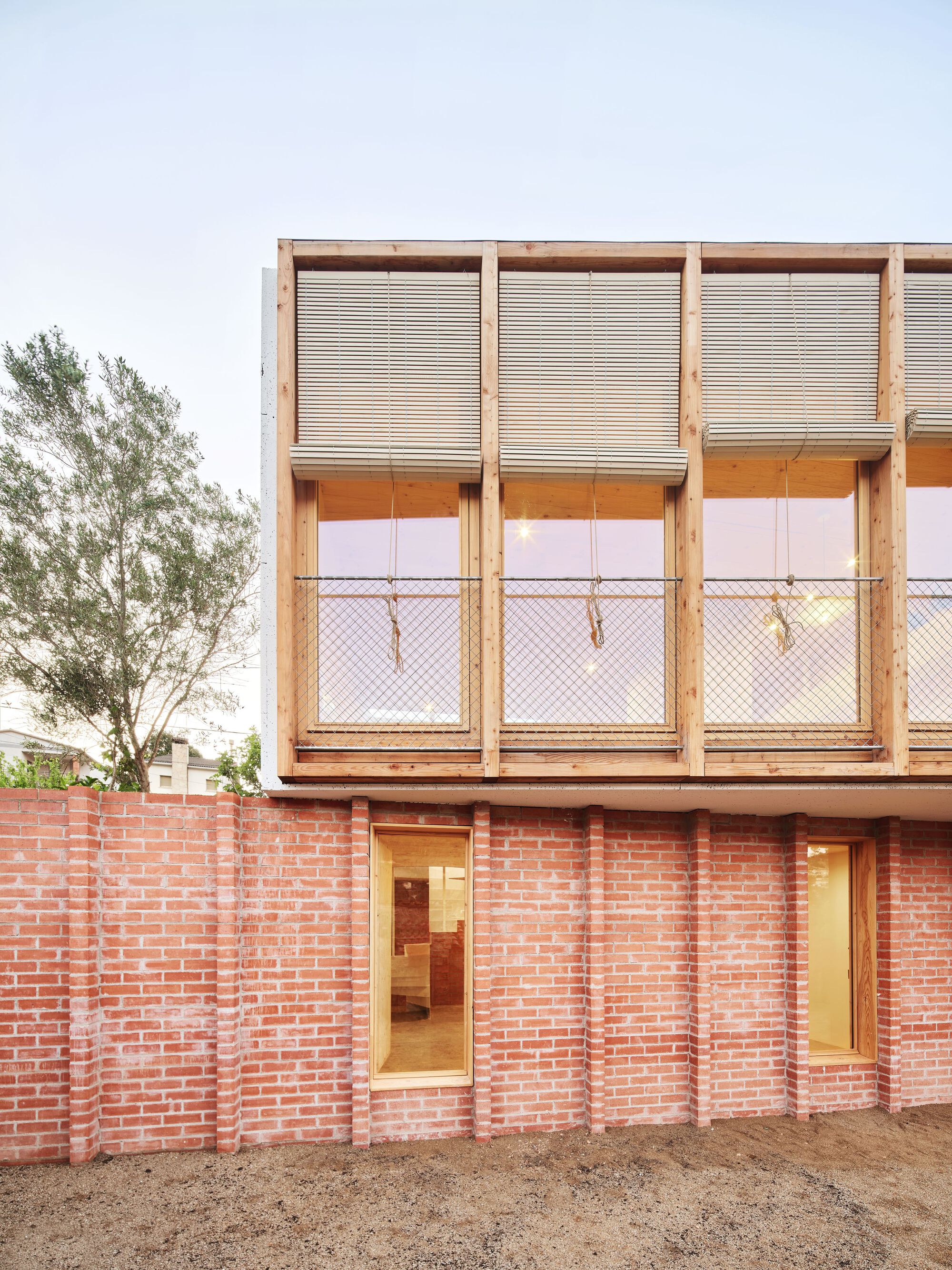 Gallery of House on a Brick Base / Agora Arquitectura - 8