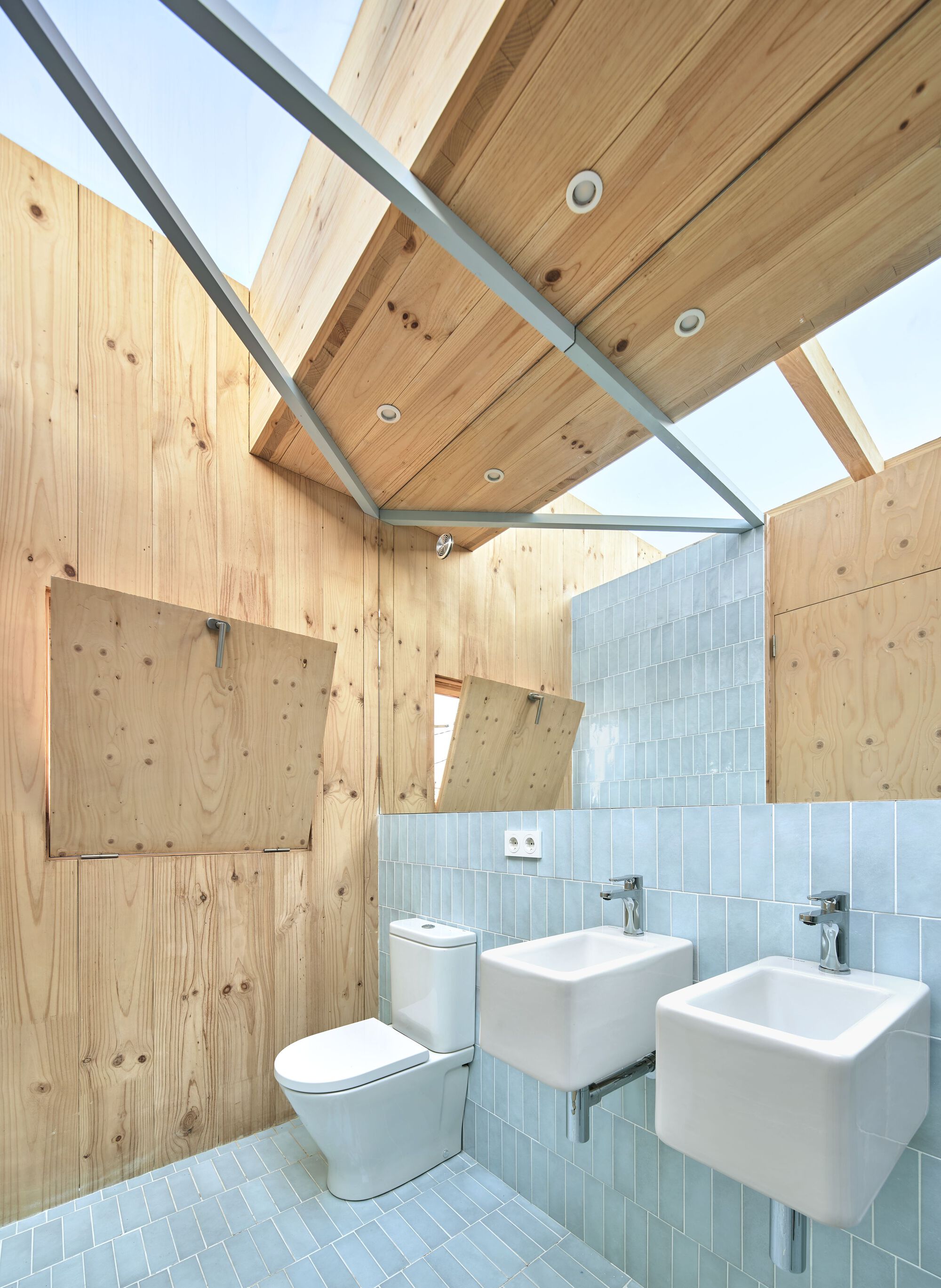 Gallery of House on a Brick Base / Agora Arquitectura - 29