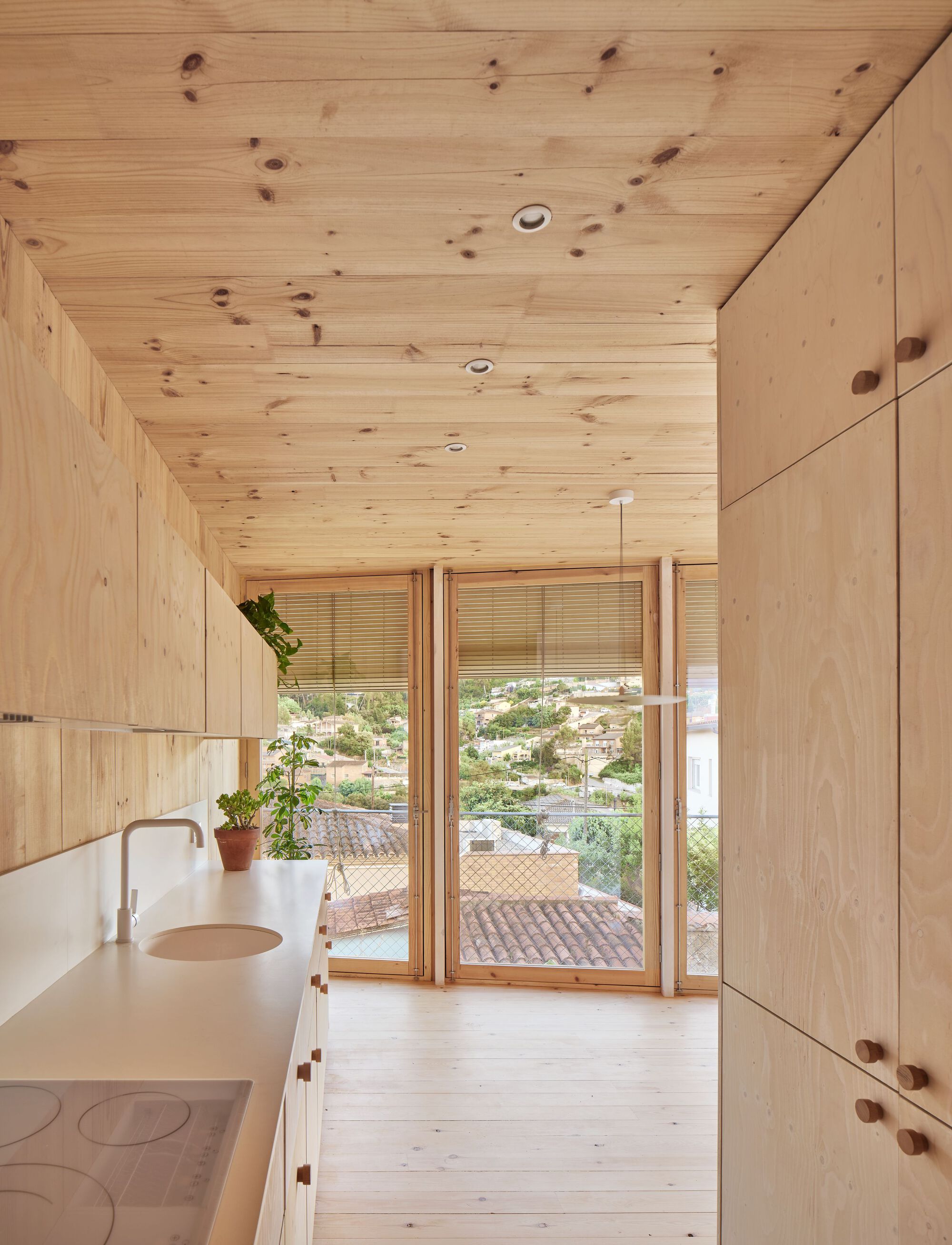 Gallery of House on a Brick Base / Agora Arquitectura - 18