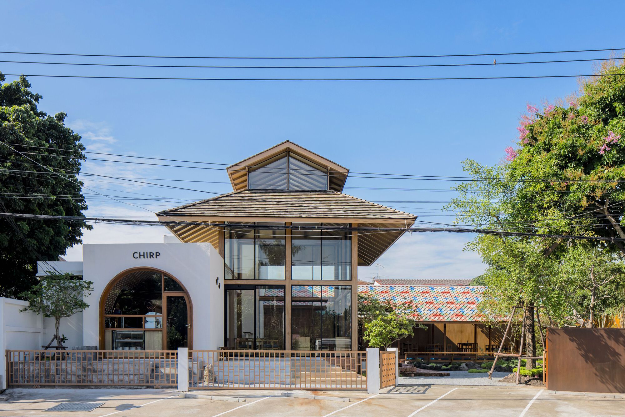 Gallery of Chirp Café & Chat Space / FLAT12x - 16