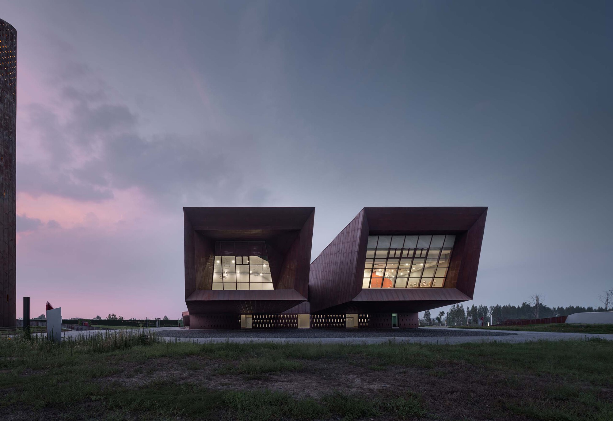 Gallery of Yangtze River Crossing Campaign Memorial Park / ADINJU ...