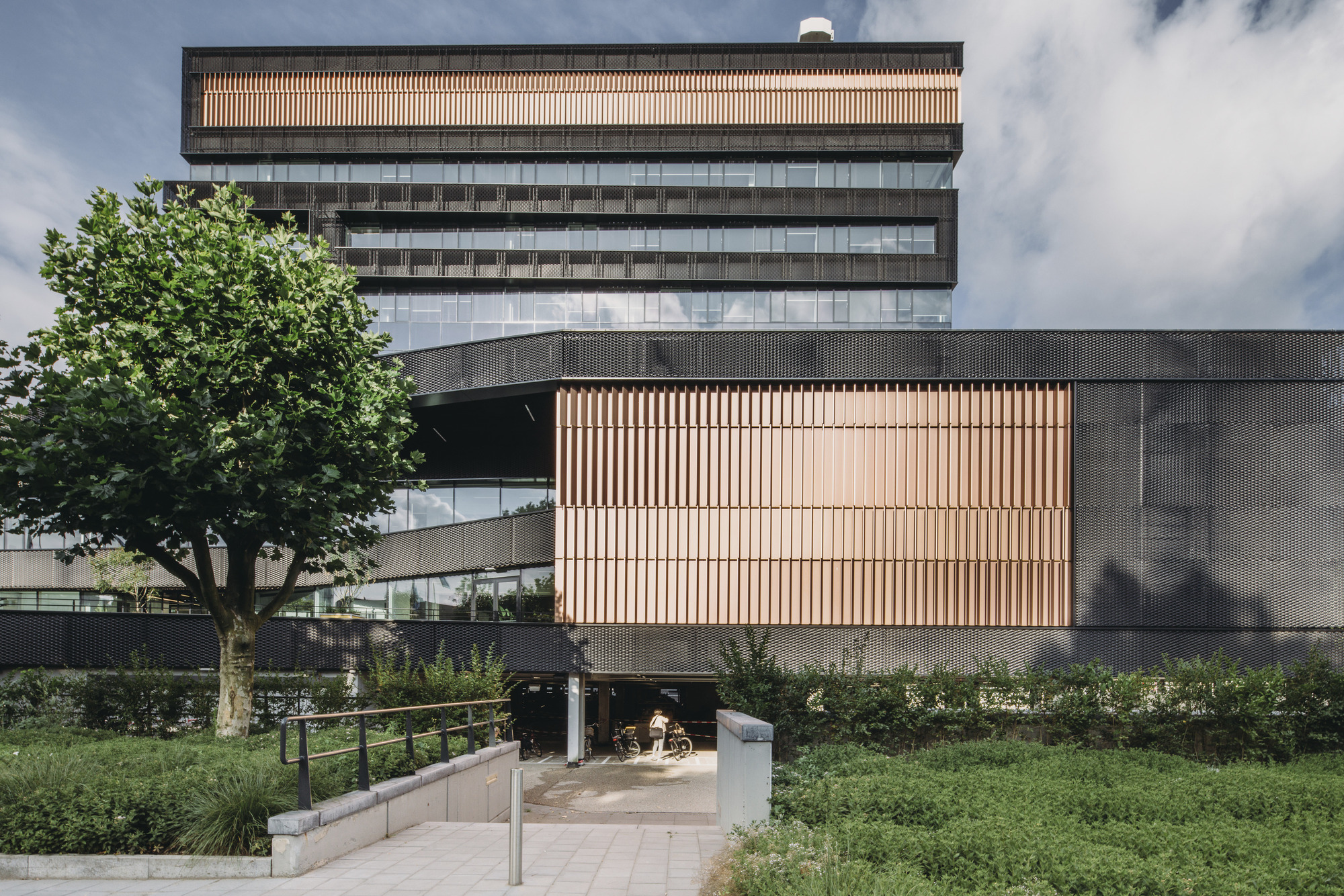 Gallery of Fellenoord 15 Renovation / UNStudio - 3