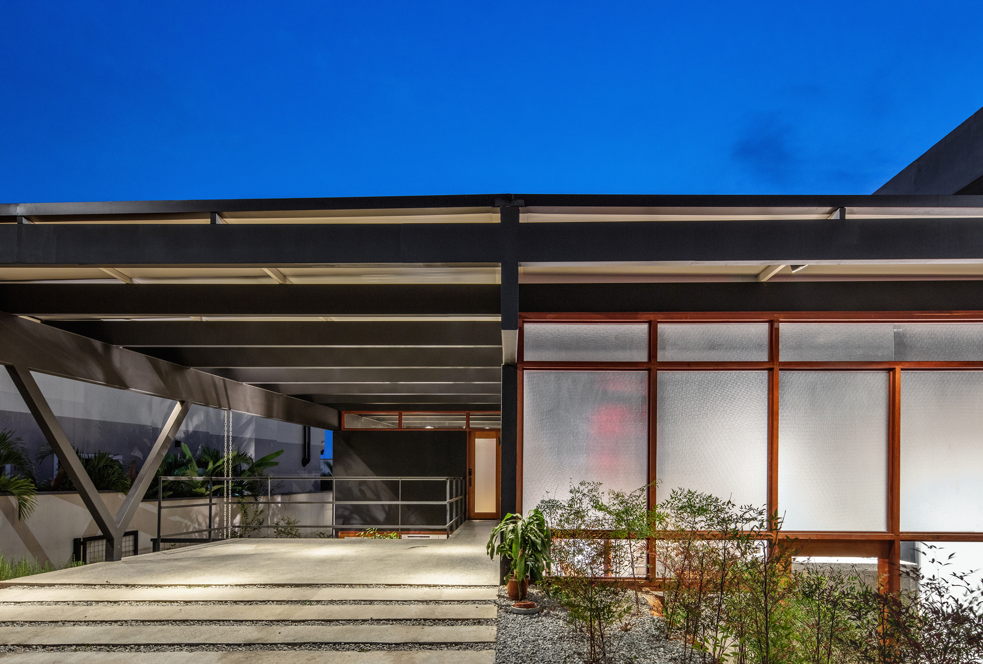 Gallery of Suki House / Obra Arquitetos - 17