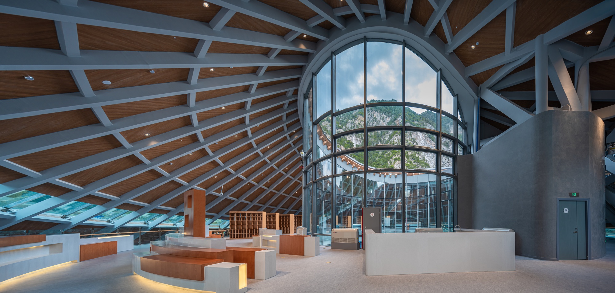 Gallery of Jiuzhai Valley Visitor Center / THAD - 41