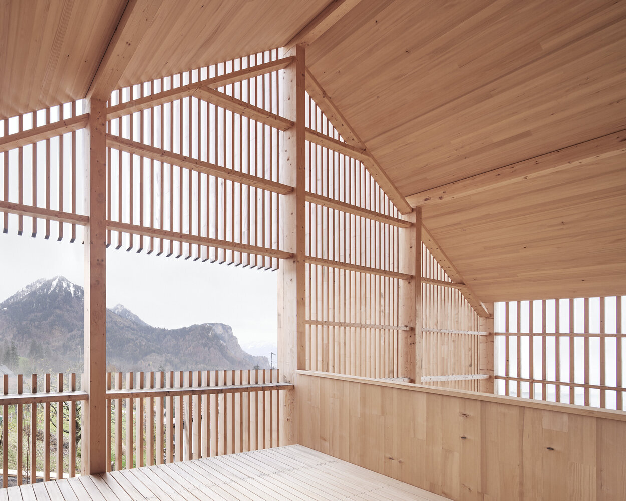Gallery of 5 Typologies of Multigenerational Family Homes - 64