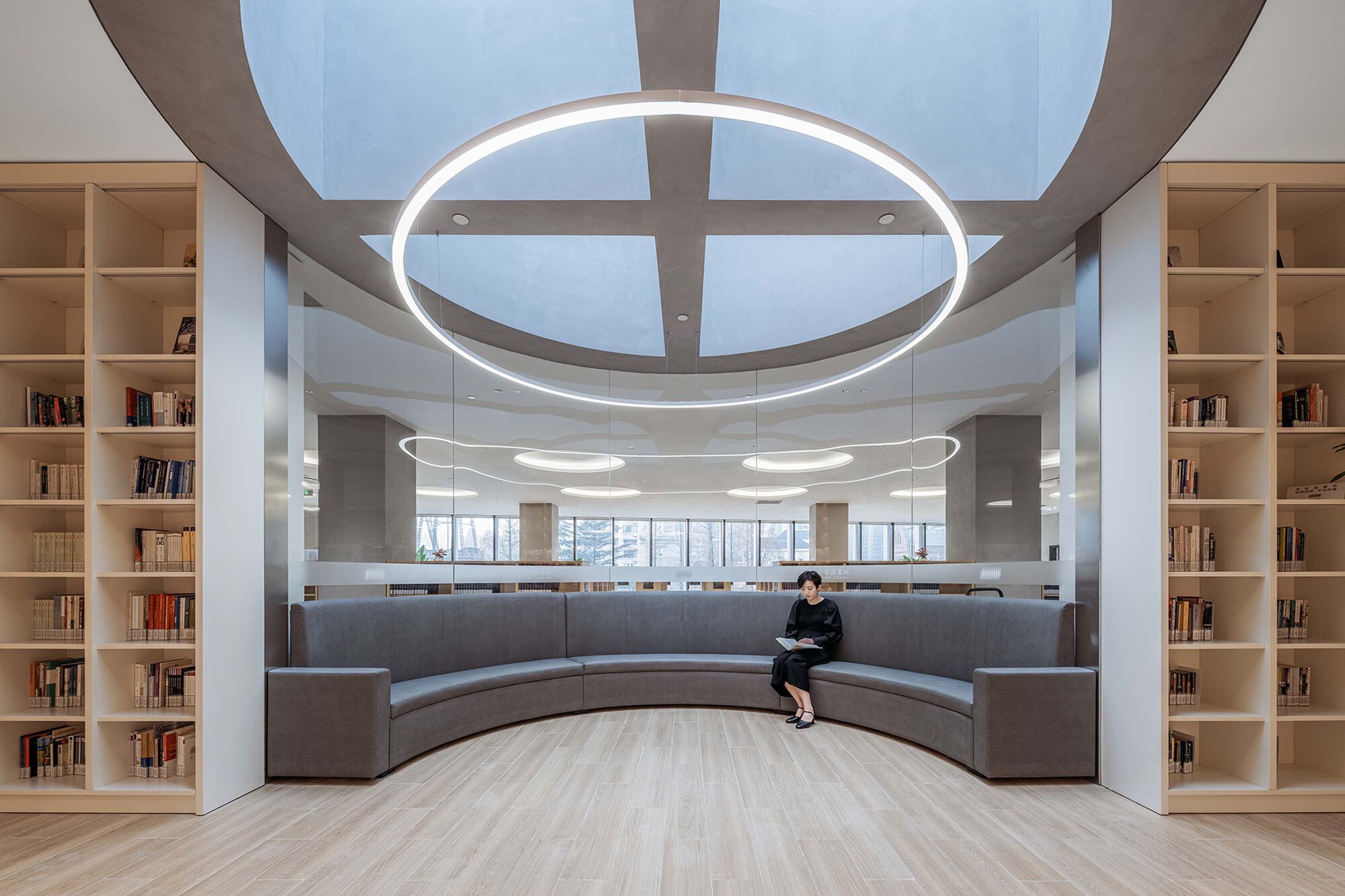 Gallery of Zikawei Library / Wutopia Lab - 19