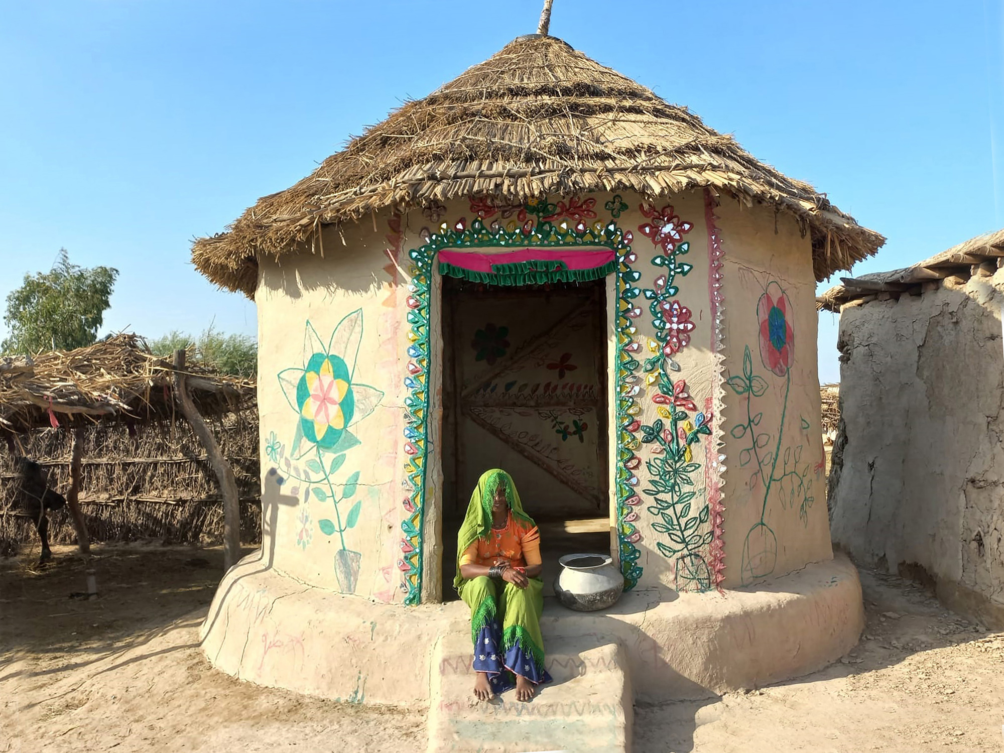 Gallery of Barefoot Social Architecture: 10 Projects by Yasmeen Lari ...