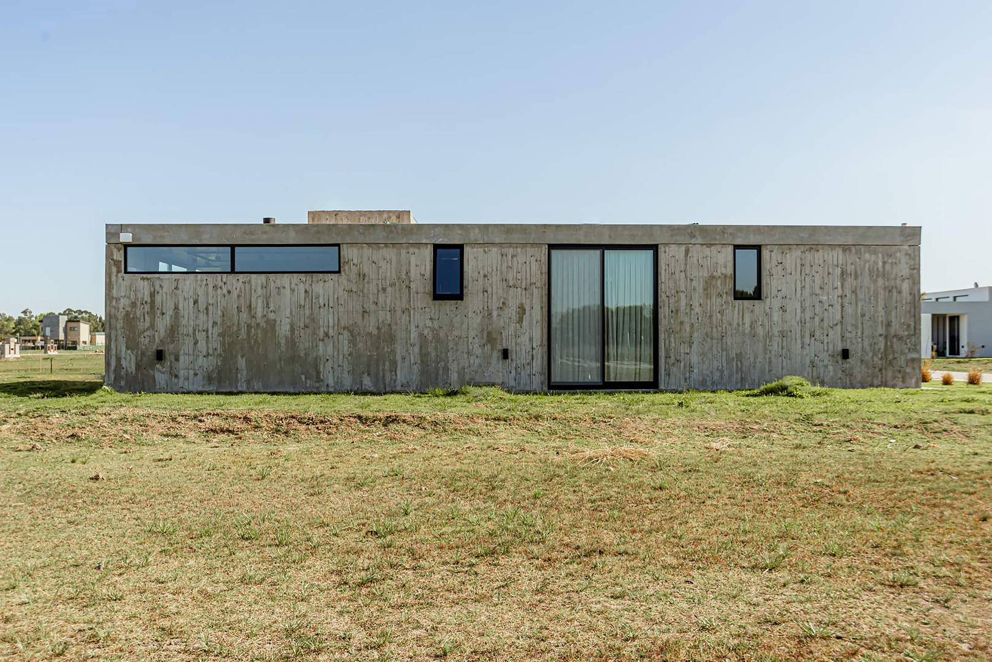 Gallery of Bombai House / TIM ARQUITECTOS - 6