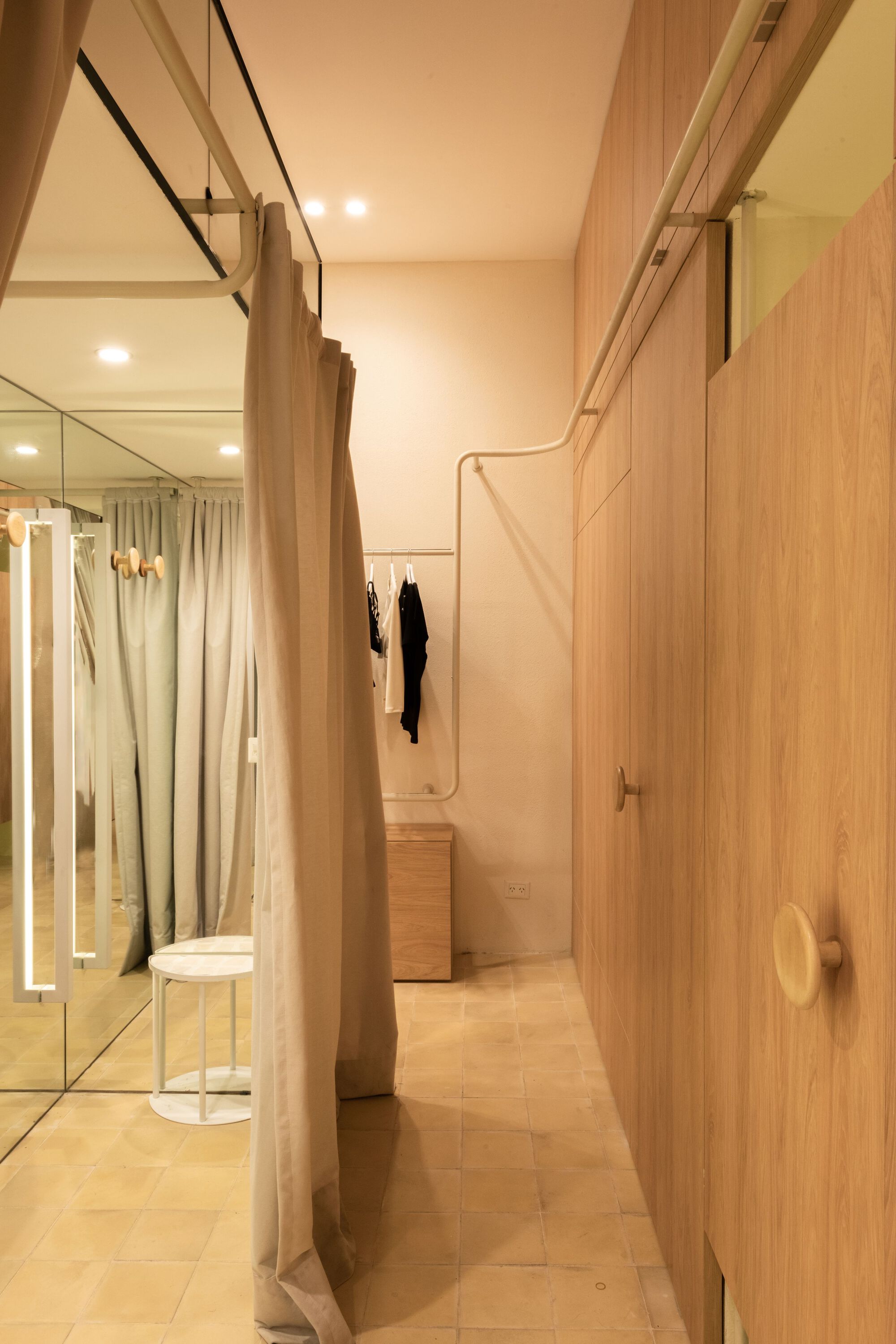 Galería de Compañía del Sol / MURO estudio - 4