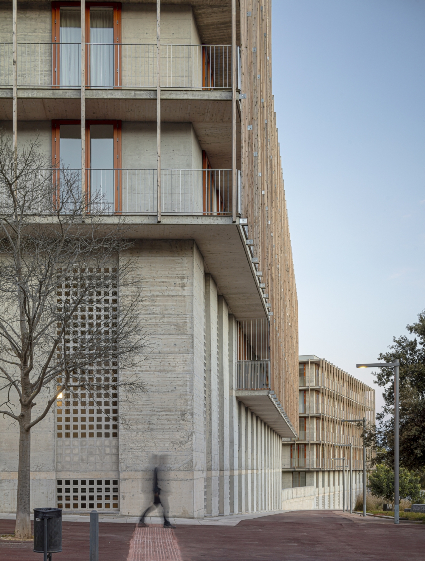 Gallery of Social Housing 1737 / HARQUITECTES - 9