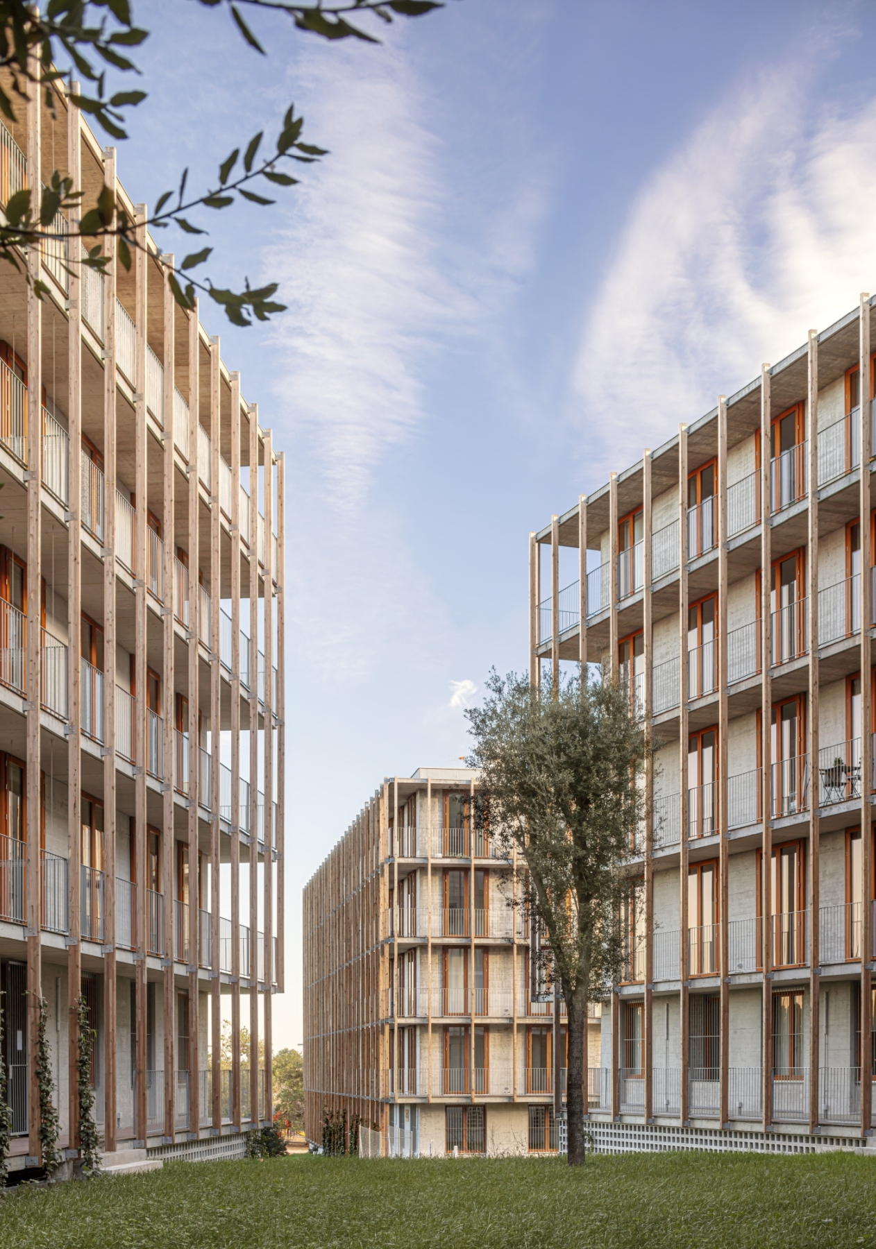 Gallery of Social Housing 1737 / HARQUITECTES - 6
