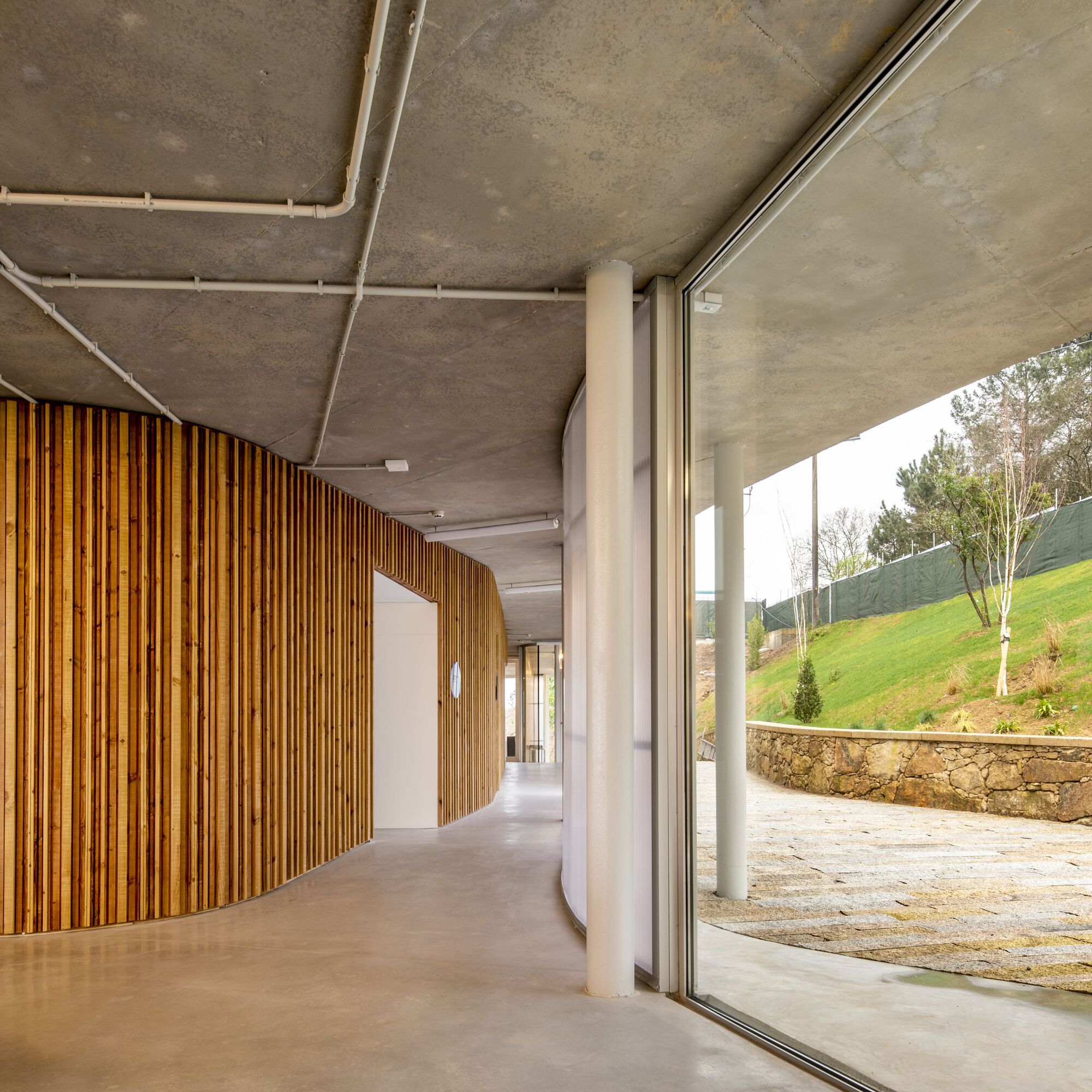 Gallery of Afouteza Sports Fields / Irisarri + Piñera - 12