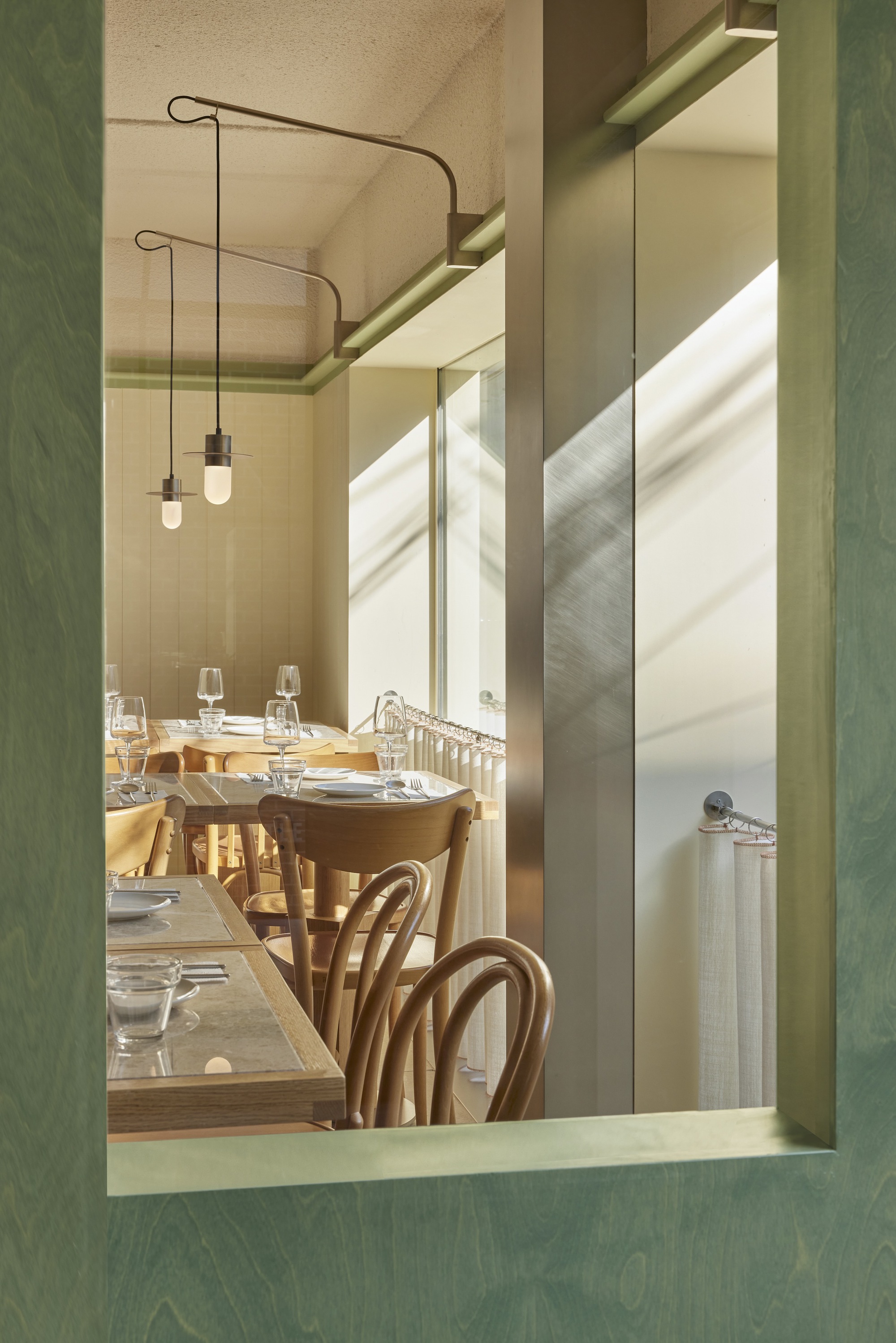 Gallery of Littleneck Restaurant / SLA - 3