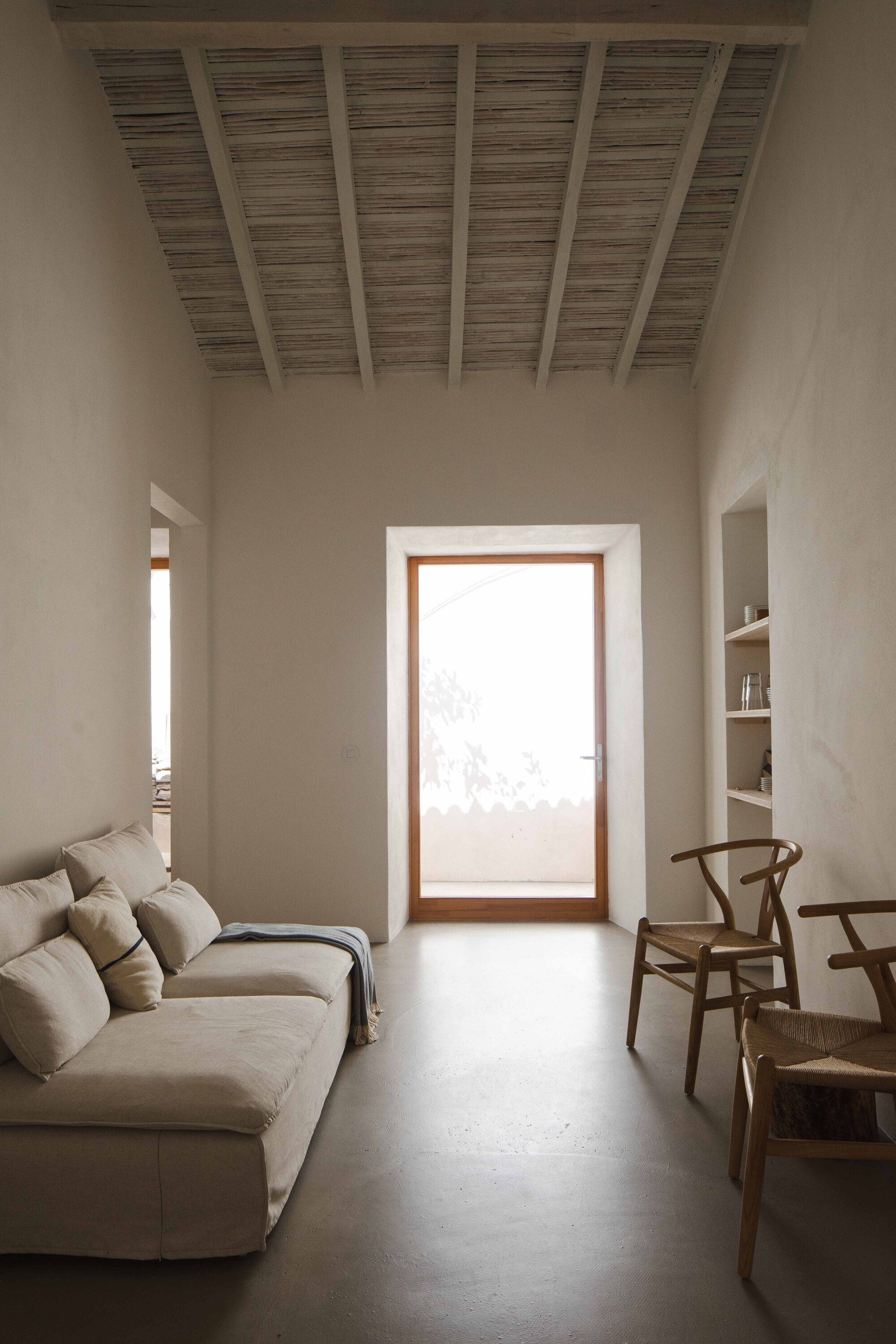 Gallery of RDG House / Alexandre Loureiro Architecture Studio - 8