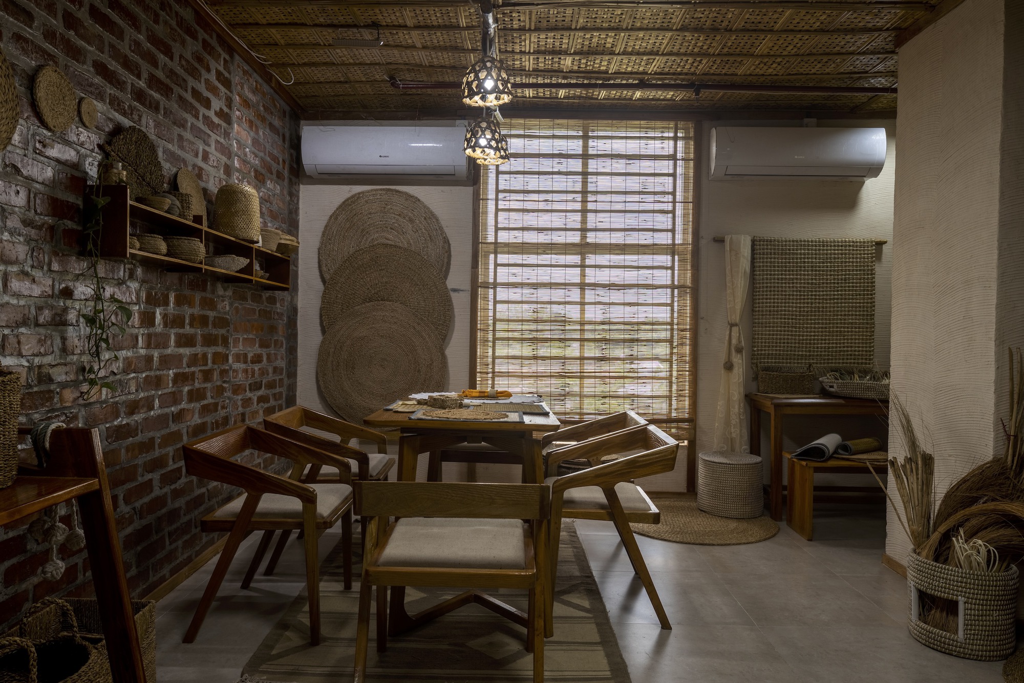 画廊 绿色“入侵”，Karupannya Rangpur 绿地工厂 / Nakshabid Architects - 18