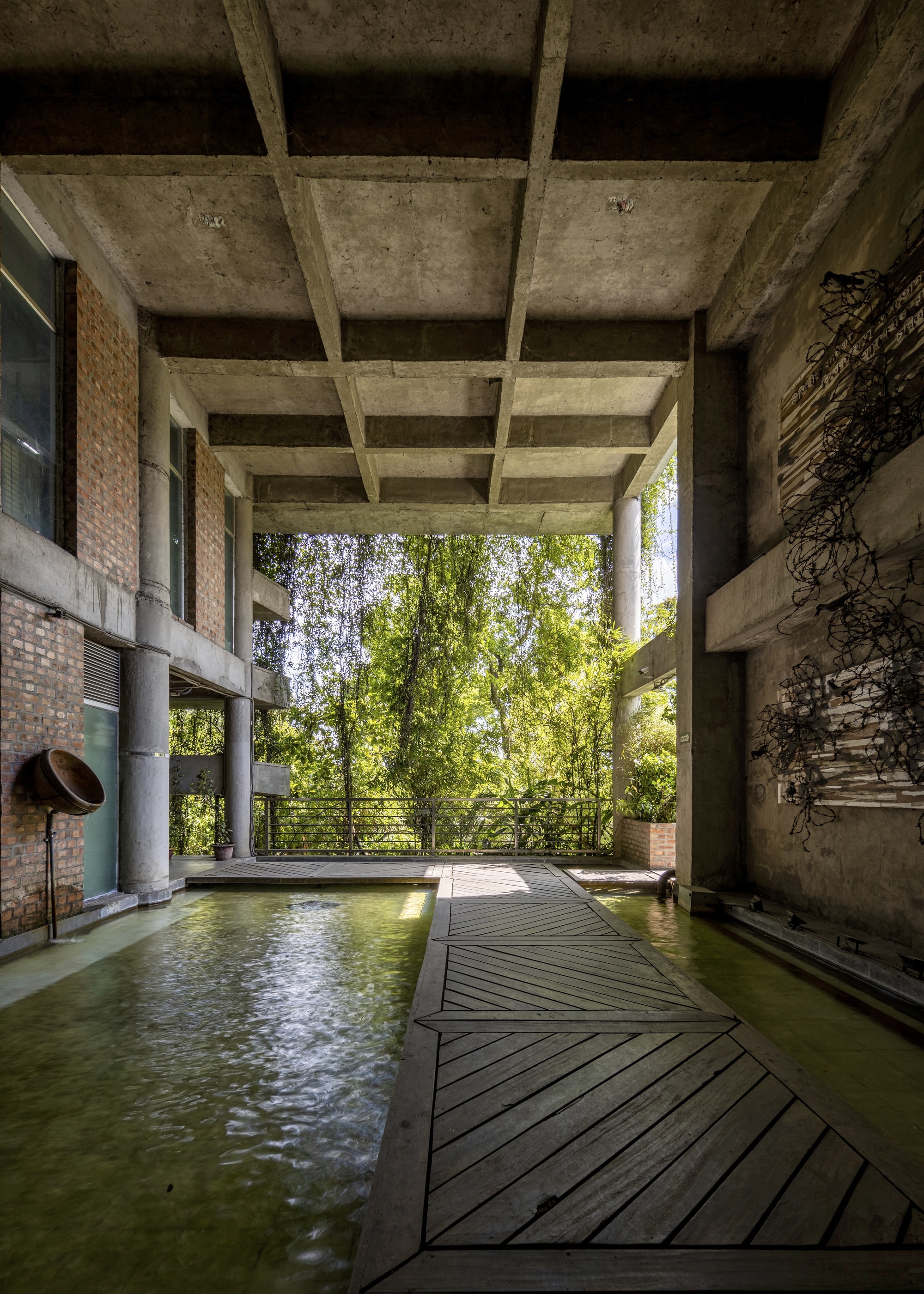 Gallery of Green Field of Karupannya Rangpur Factory / Nakshabid ...