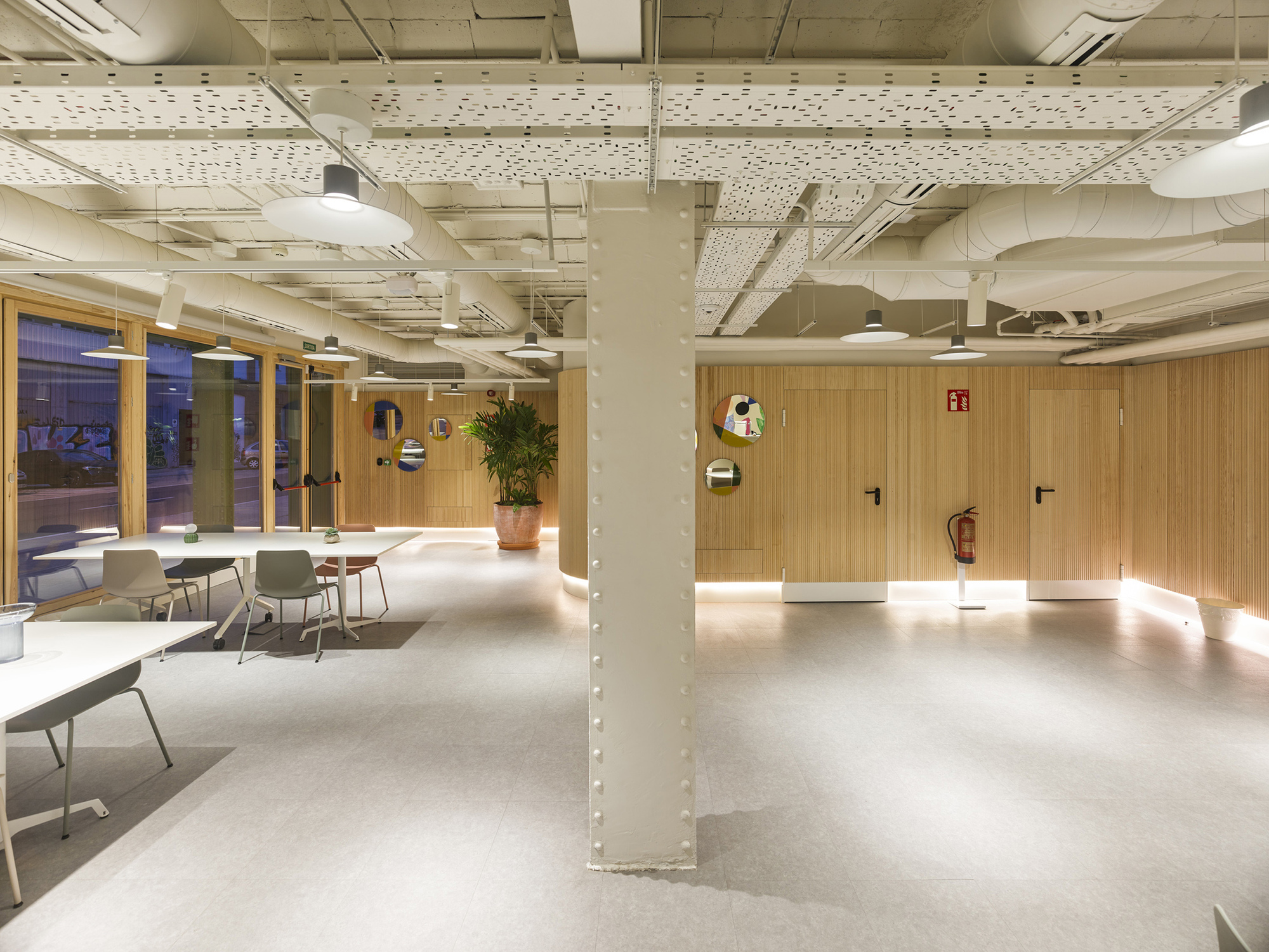 Gallery of LOOM Ferretería Pere IV Industrial Building Renovation ...