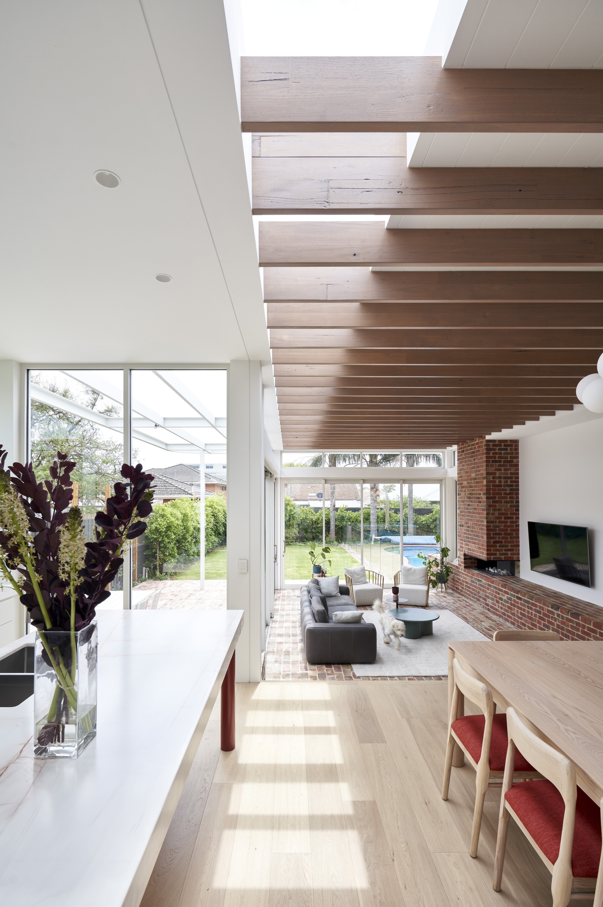 Gallery of Lindsay House / Megowan Architectural - 3