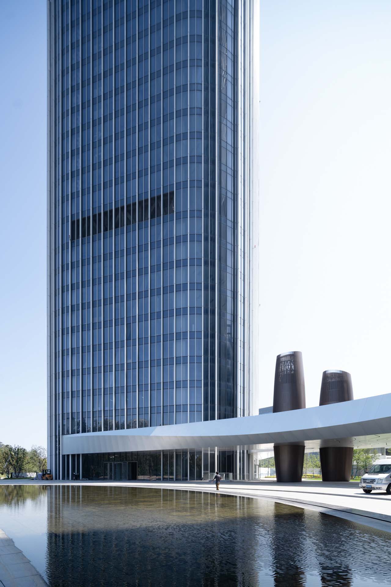 Gallery of Shimao Riverfront Wisdom Towers / EID Arch - 15