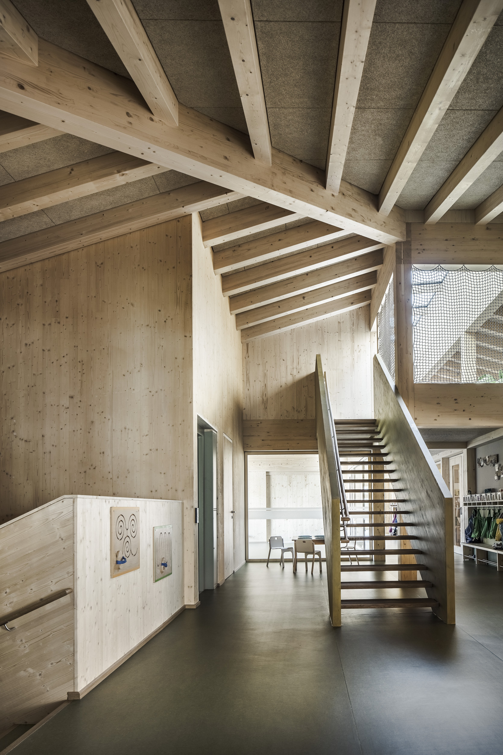 Gallery of House of Elementary Education / LP architektur - 8