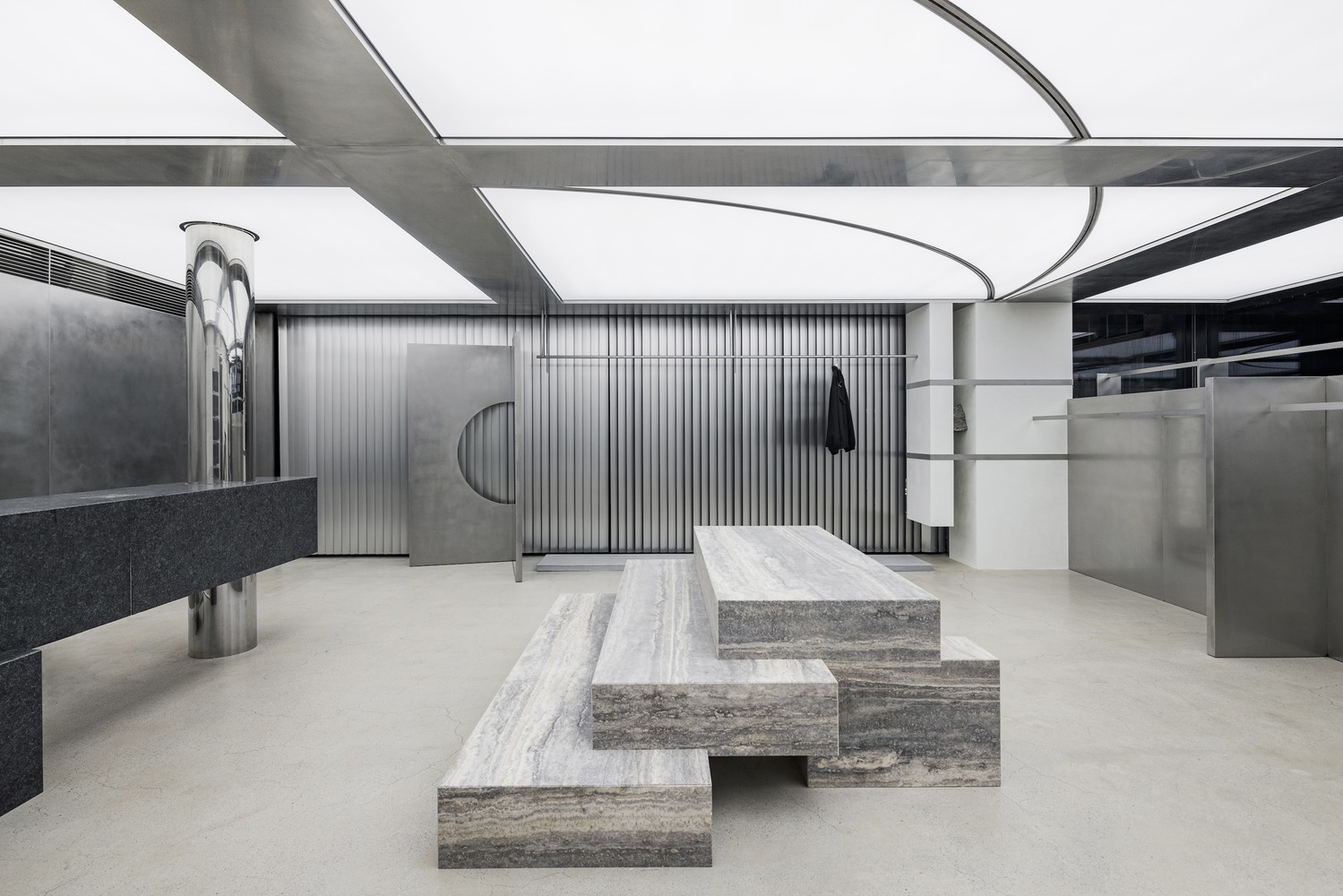 Galeria de Loja de Roupas OY SEOUL / COV Corp - 13