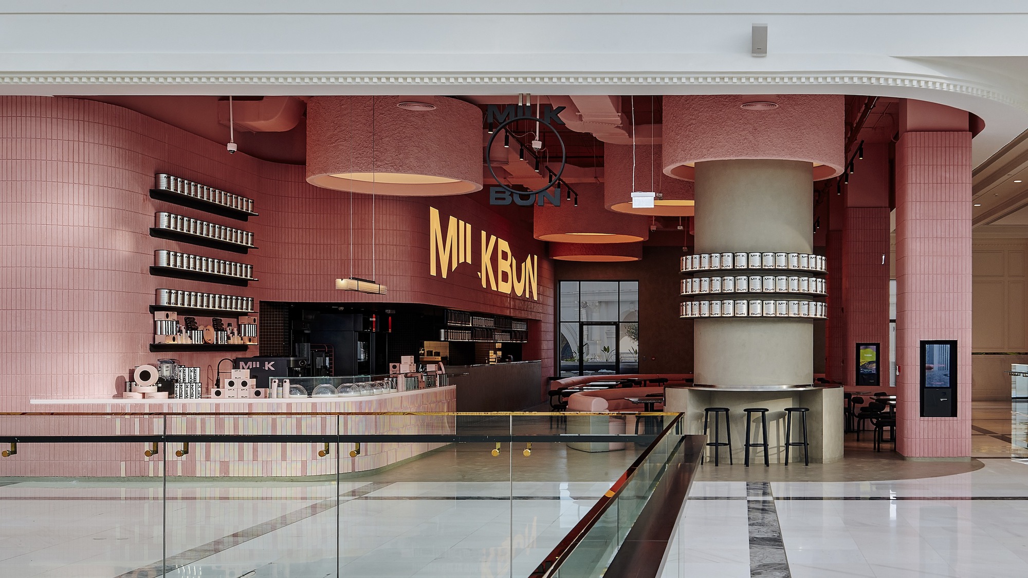 Gallery of MILK BUN Restaurant / Rabih Geha Architects - 13