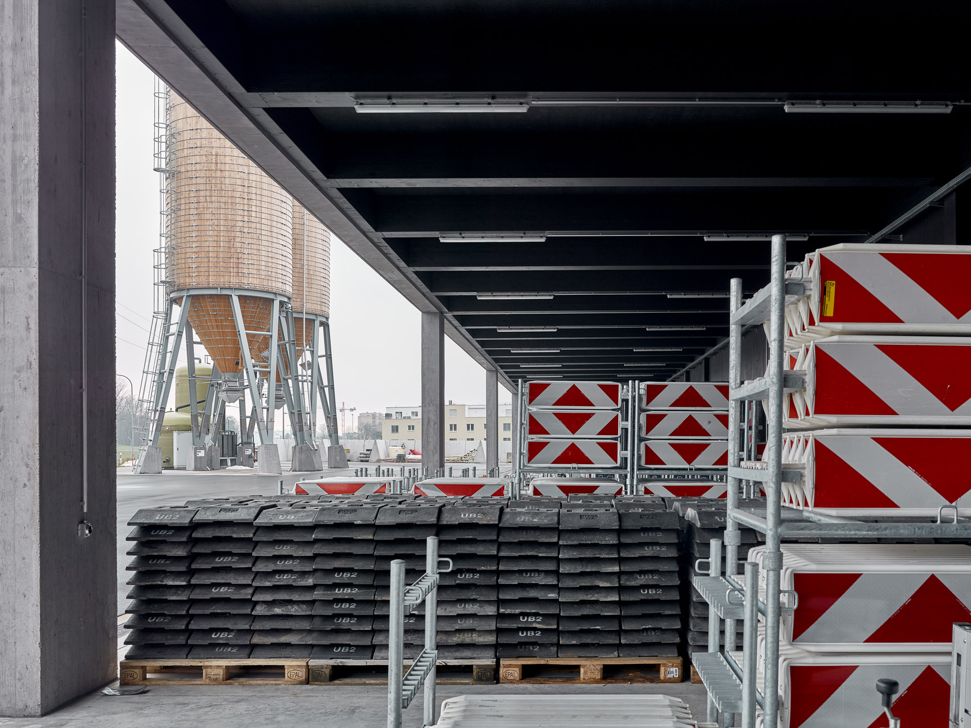 Gallery of Werkhof Bülach Building / Felgendreher Olfs Köchling Architekten - 11