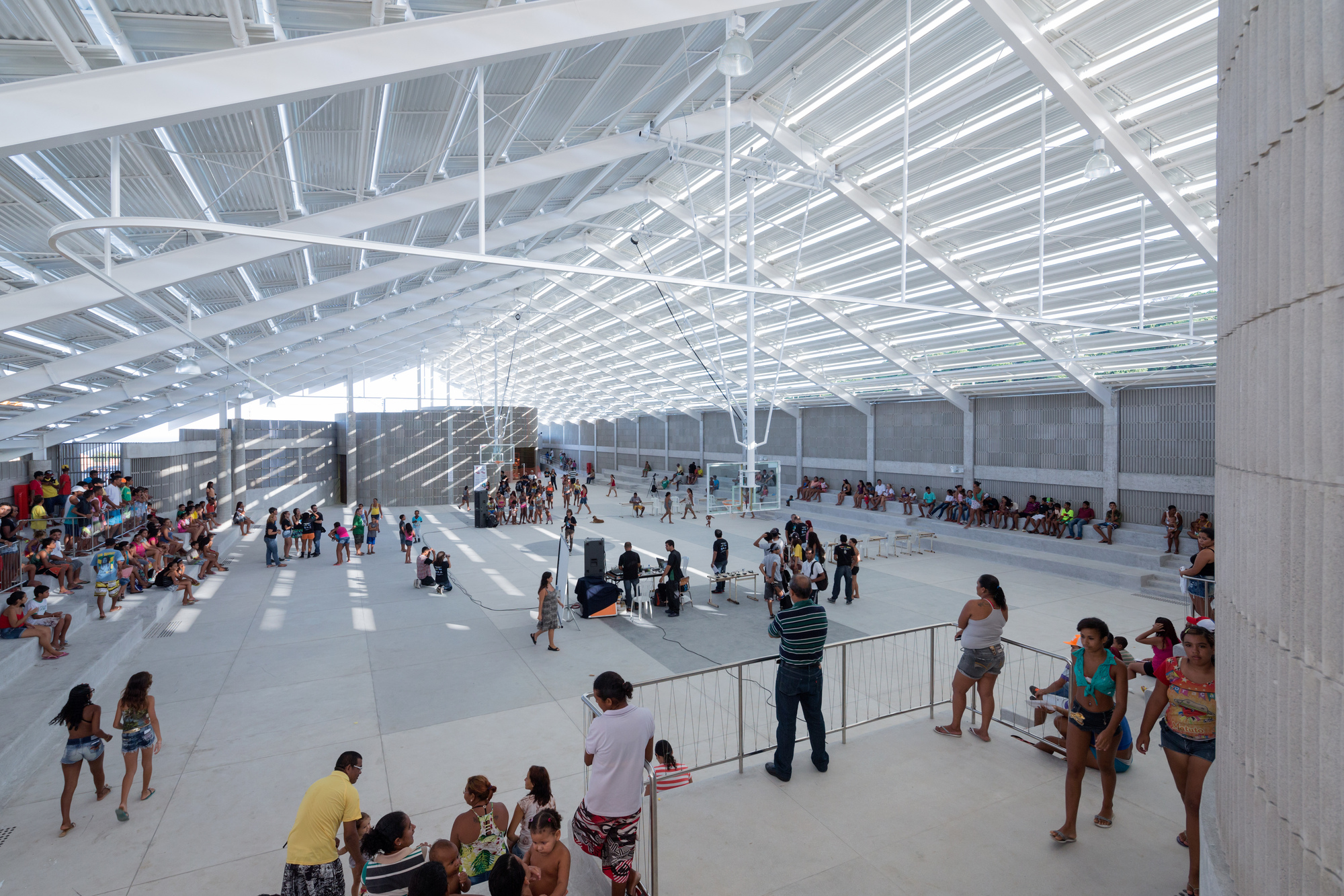 Gallery of Arena do Morro / Herzog & de Meuron - 11