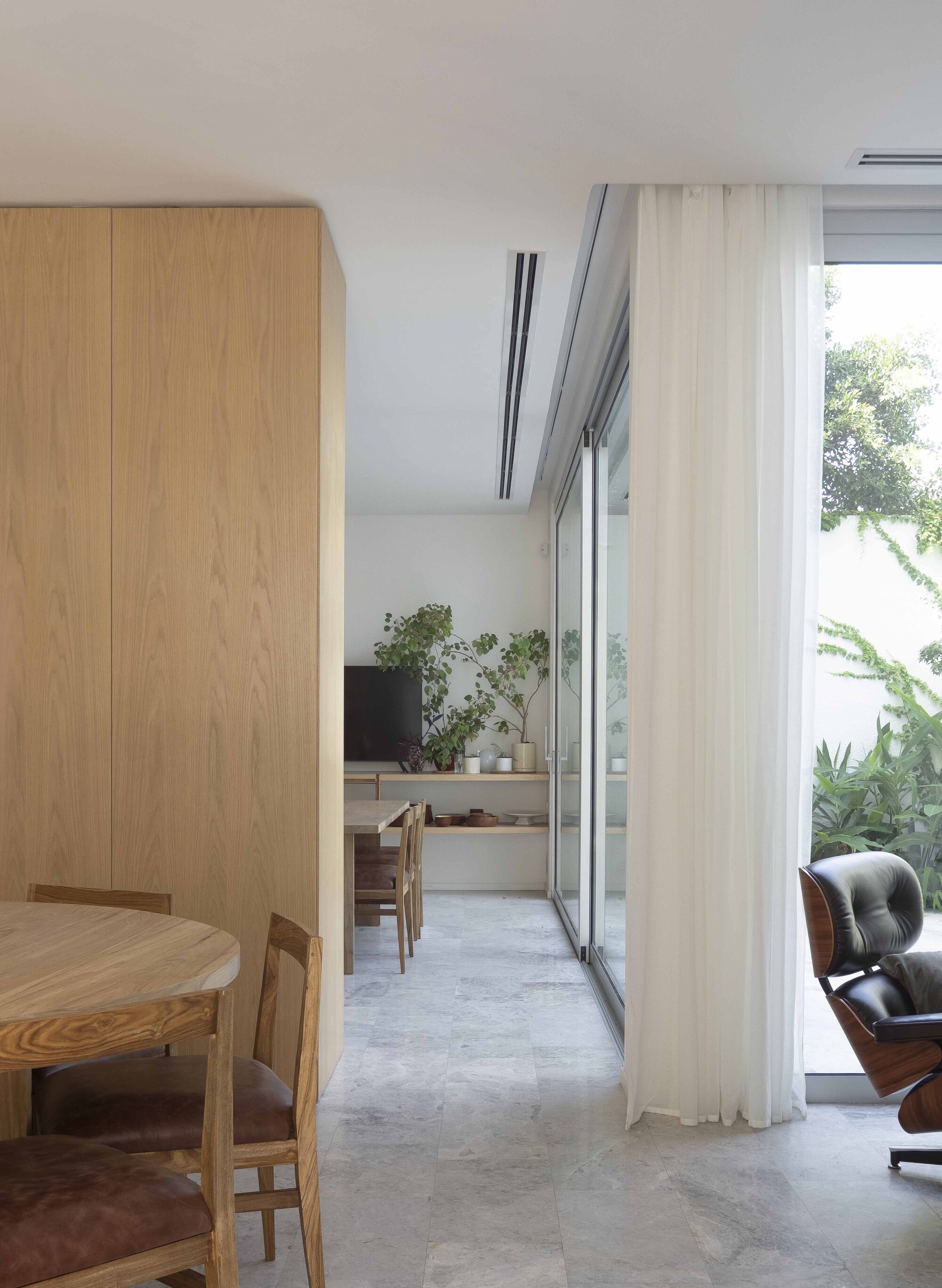 Gallery of House Vedia / BHY arquitectos - 17