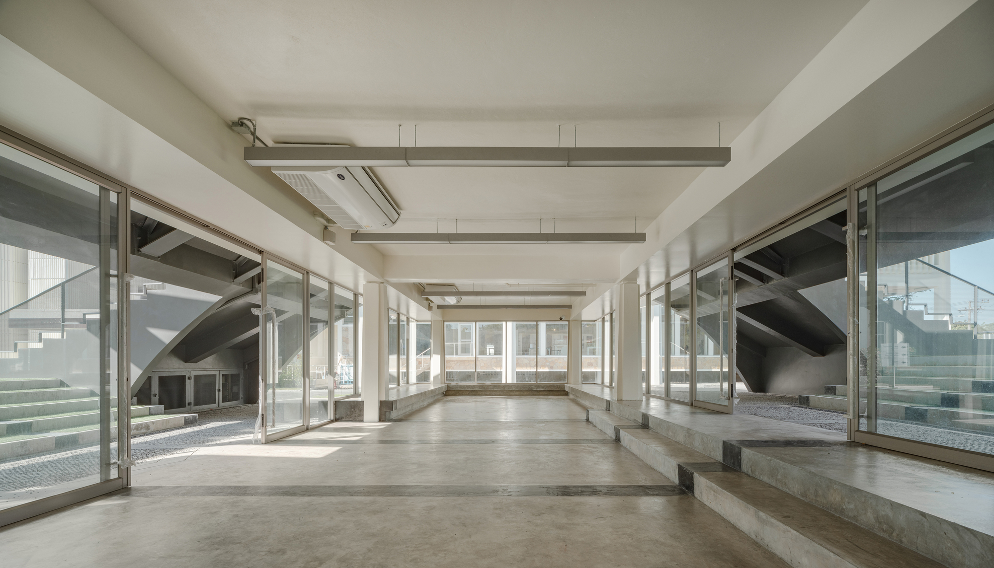 Gallery of The Treasury Museum Khonkaen / Plan Architect - 15