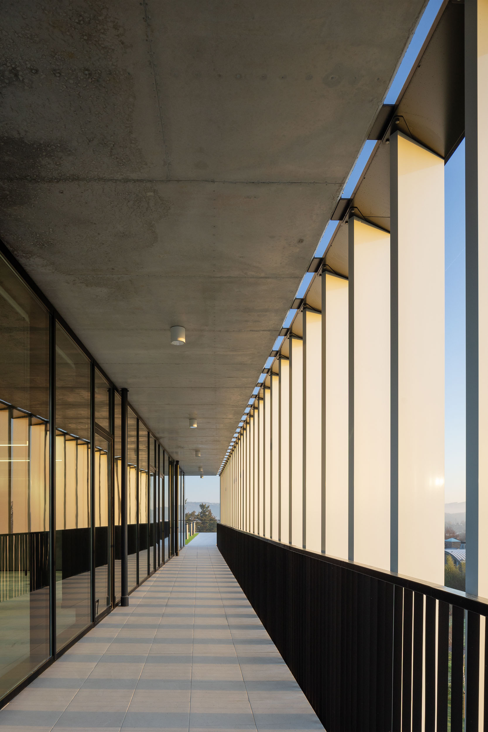 Galería de Edificio Fabrika / Equi Estudio + Bieme Arquitectura - 17