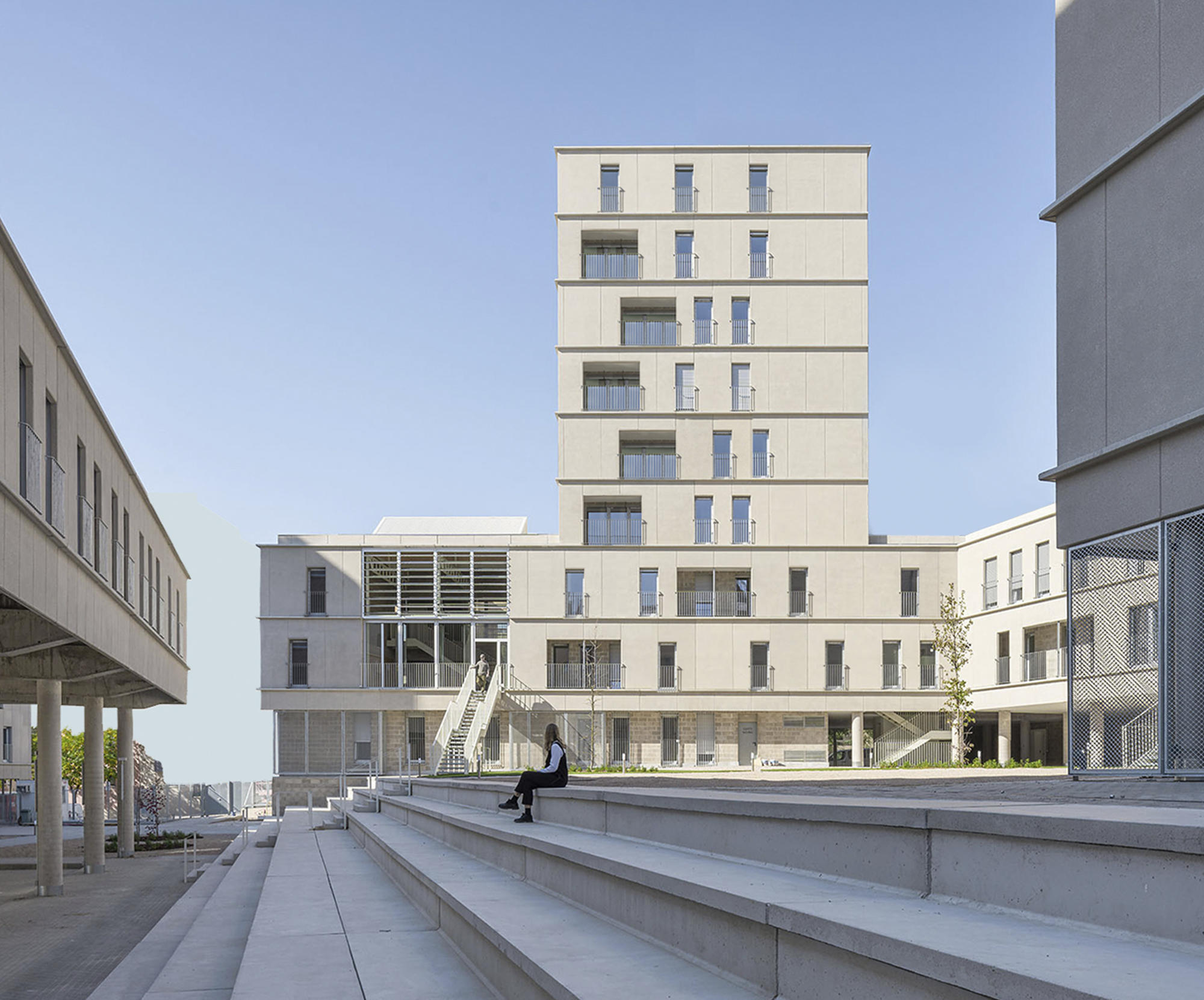 Gallery of 4 Social Housing Developments That Wrap Around Central ...
