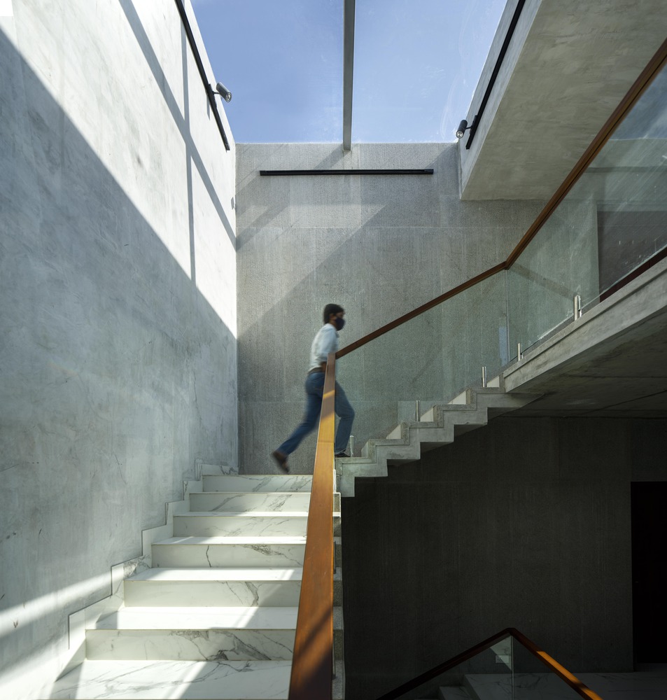 Gallery of Boat Club Apartments / SJK Architects - 13