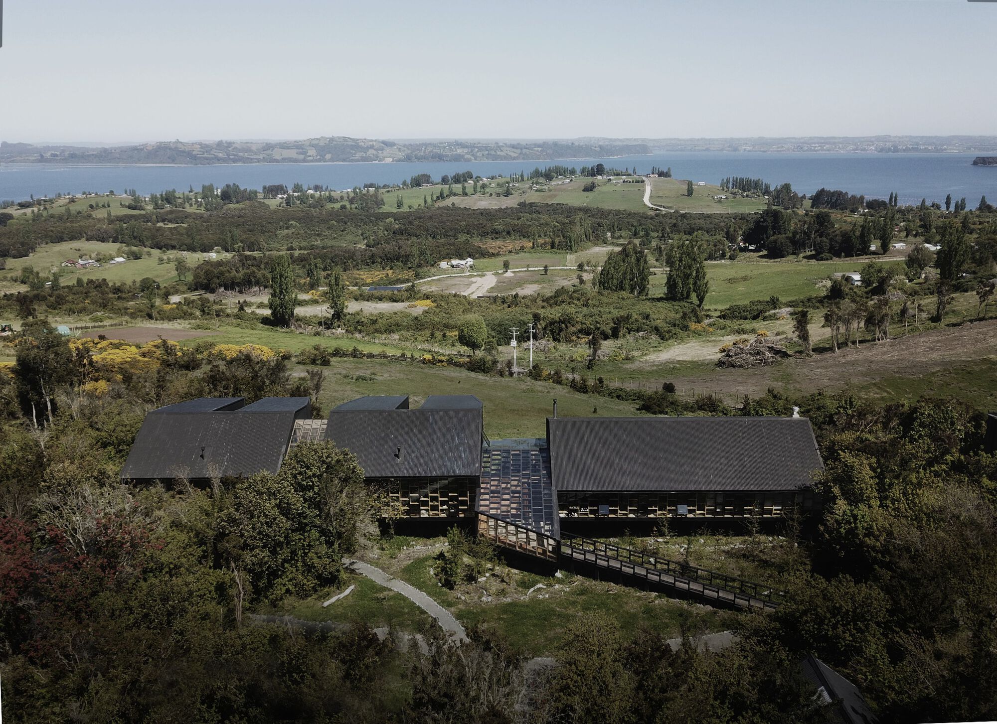 Galeria de Hotel Estancia Rilan / Ortuzar Gebauer Arquitectos - 6