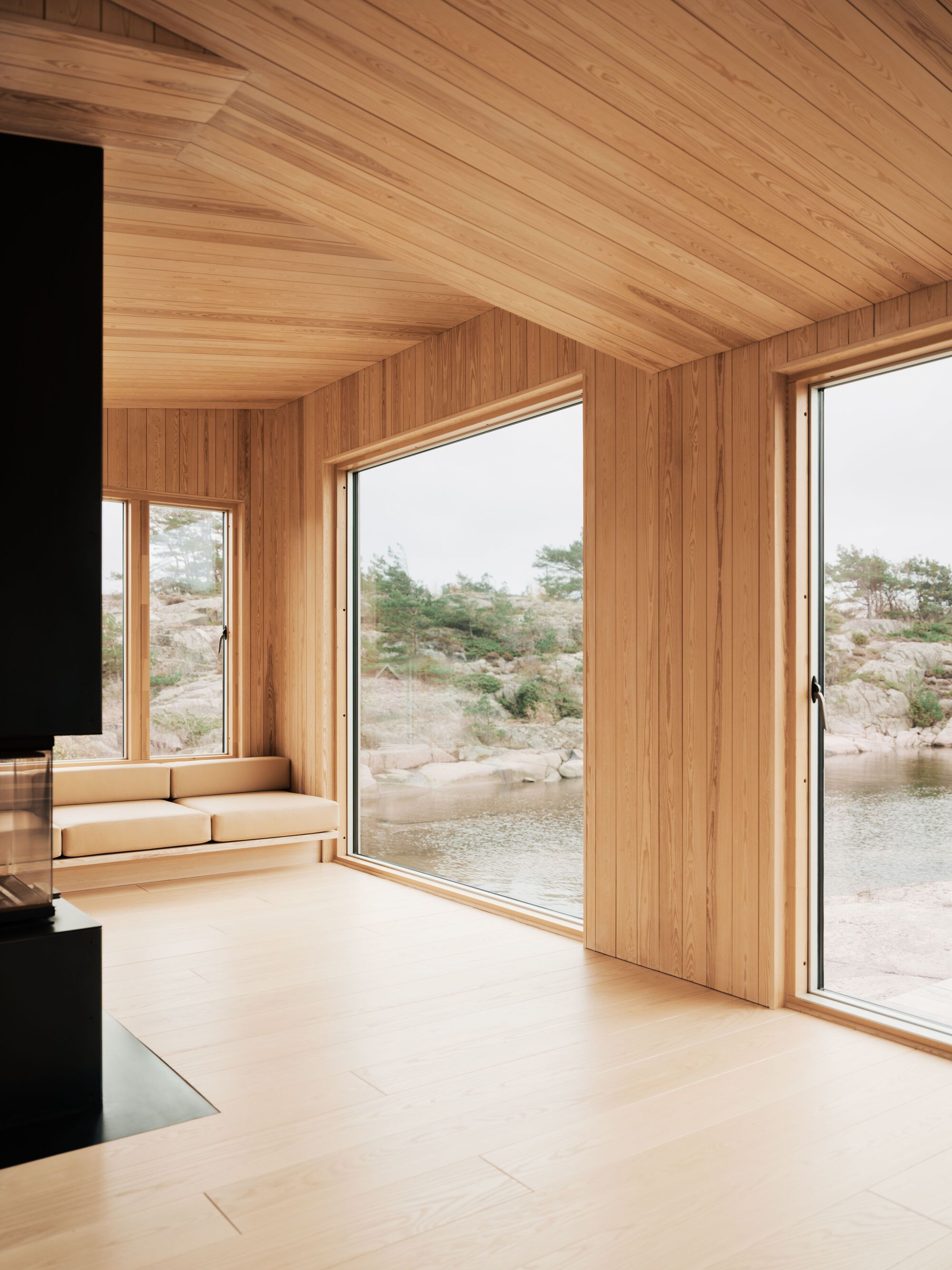 Gallery of Kjerringholmen Cabin / LINE SOLGAARD ARKITEKTER - 9