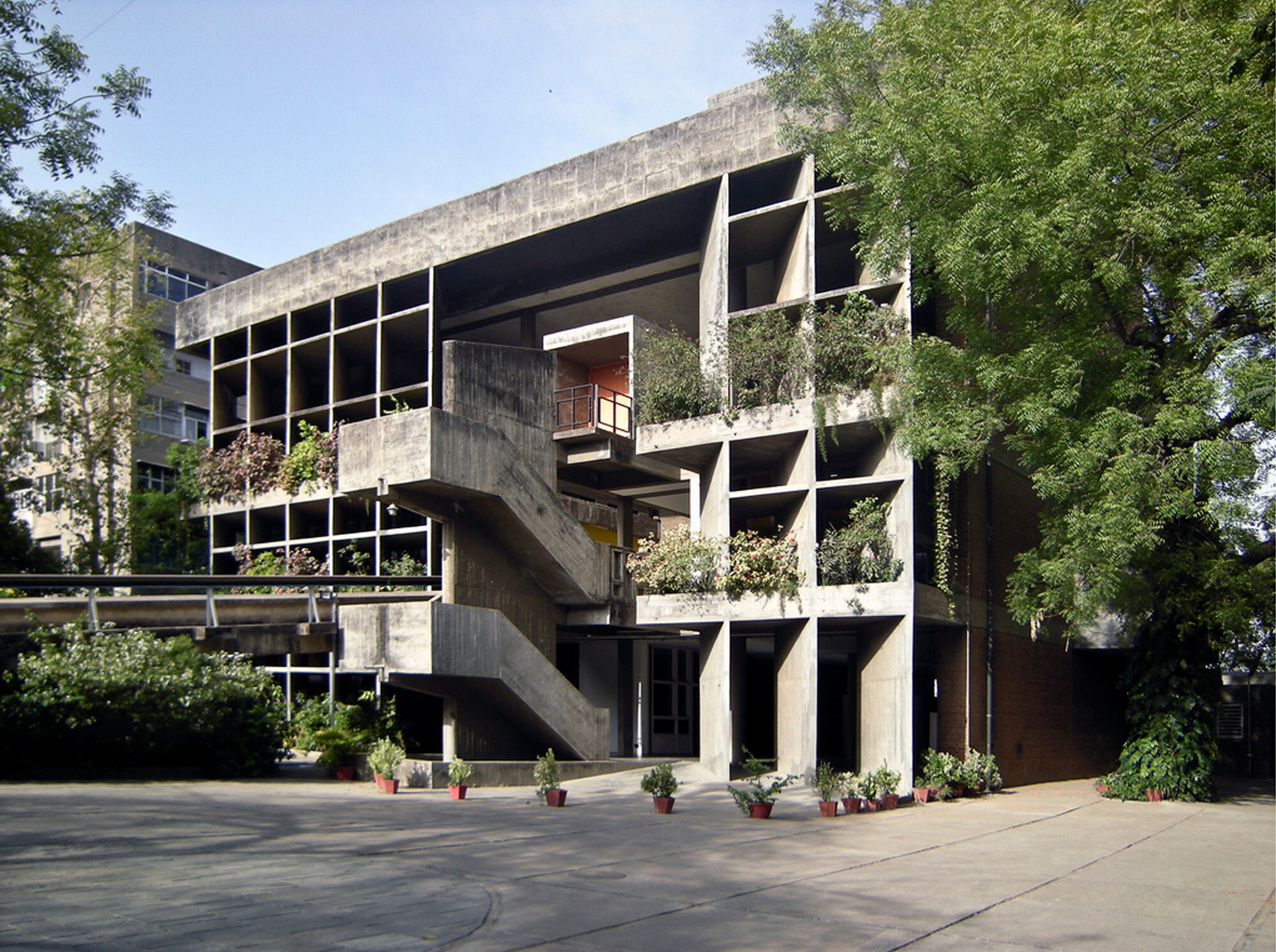 Gallery of The Modernist Laboratory of the Future: Exploring Le ...