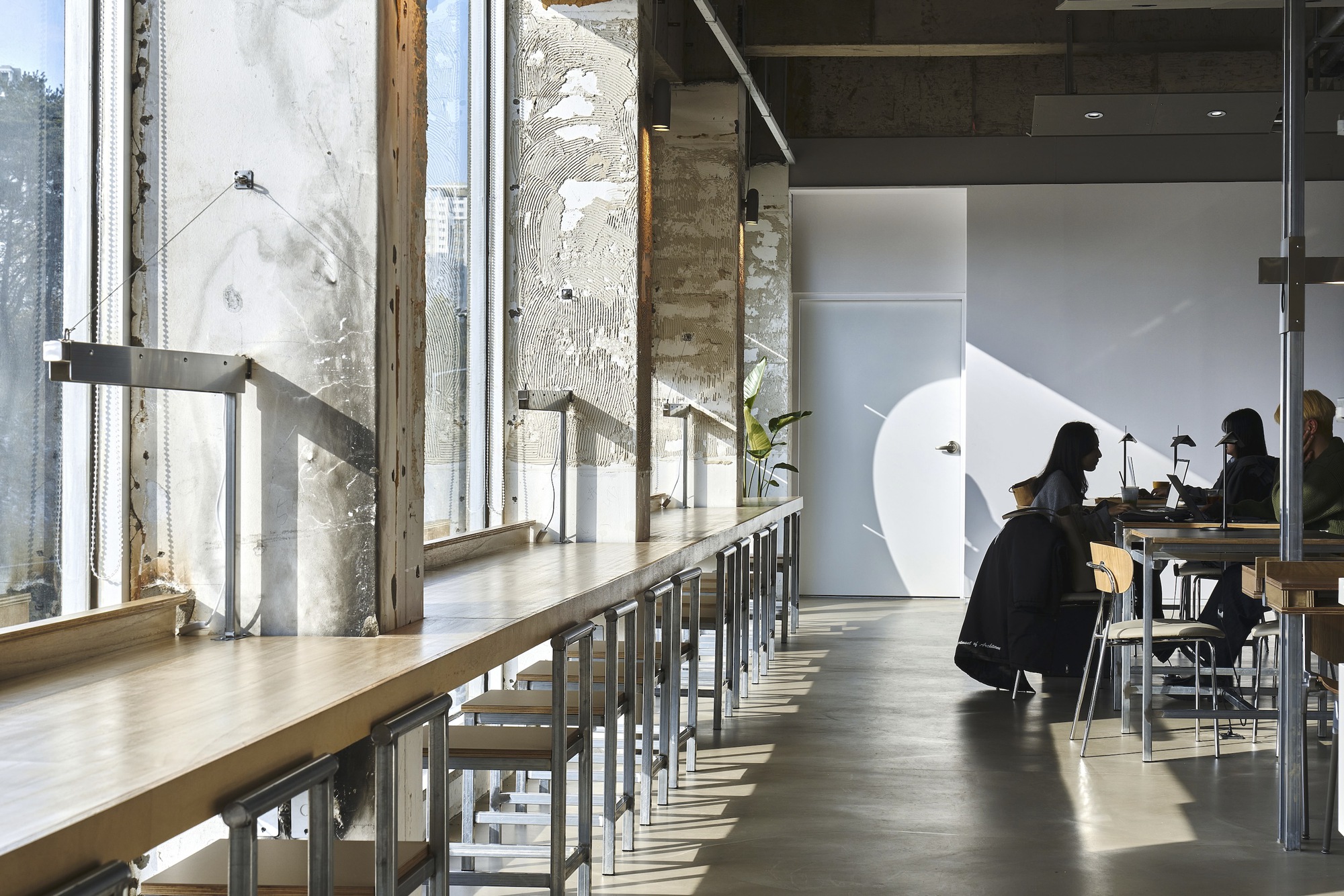 Gallery of A.P Coffee & Bakery / omo-studio - 9