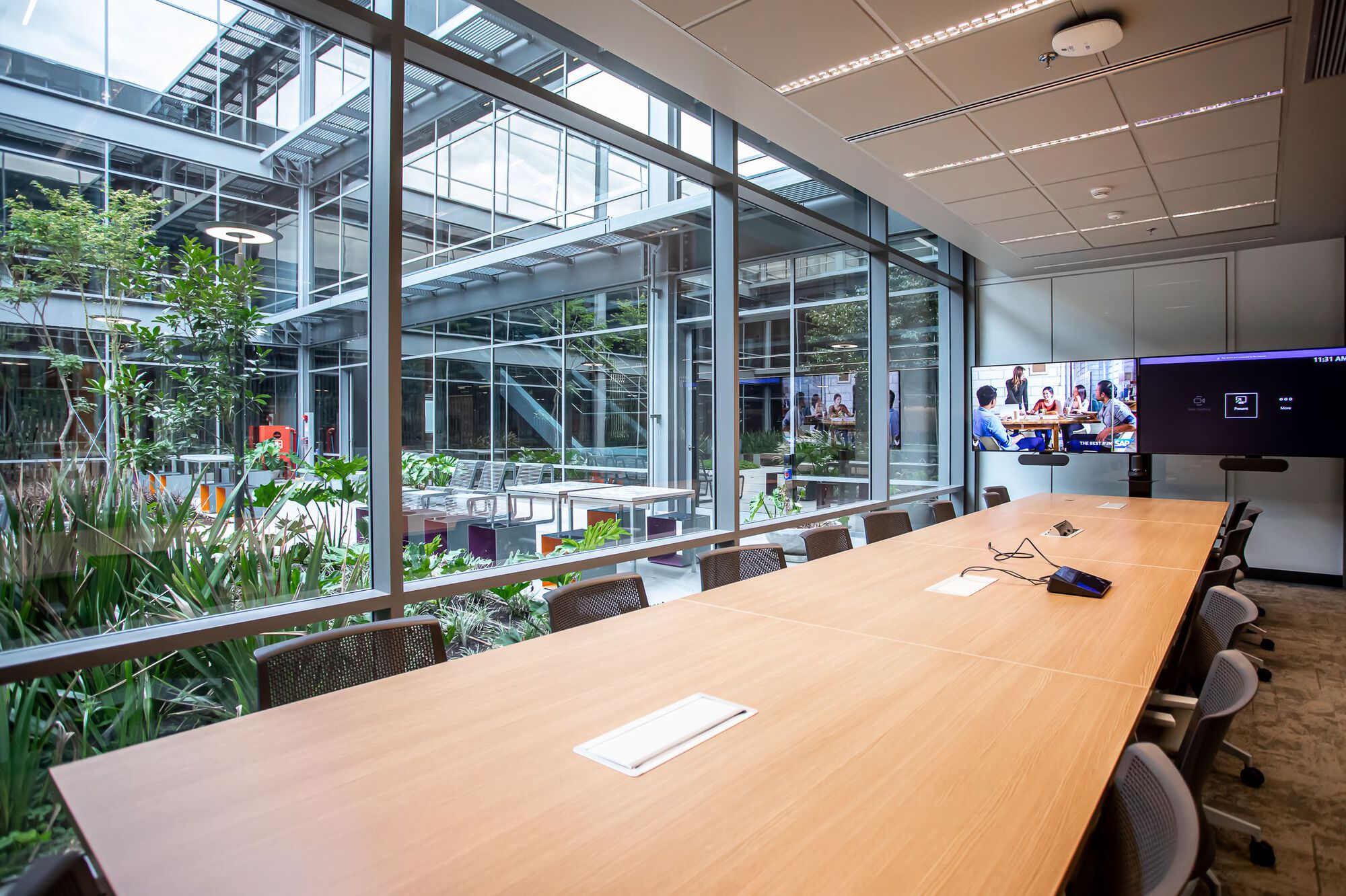 Galeria de SAP Labs Latin America | Fase 3 / Hype Studio + TRIPTYQUE - 15